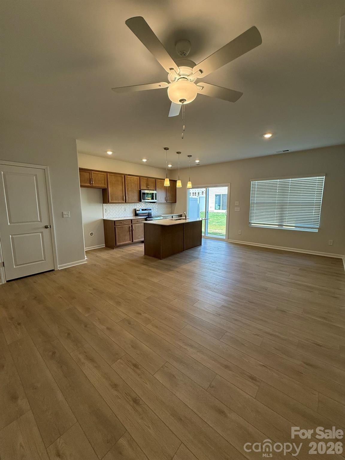 Photo 5 of 6332 Abelia Avenue, Charlotte, NC