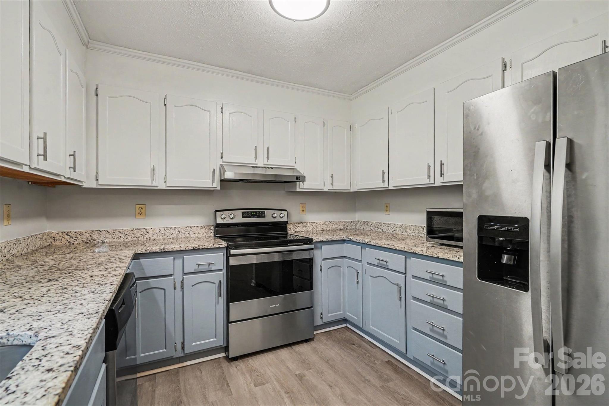 Home for sale at 2716 Starnes Road, Charlotte, NC — photo 8 of 23