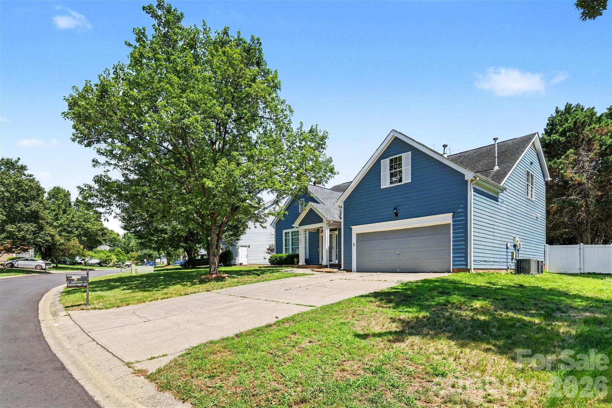 Photo 2 of 11232 Laurel View Drive, Charlotte, NC