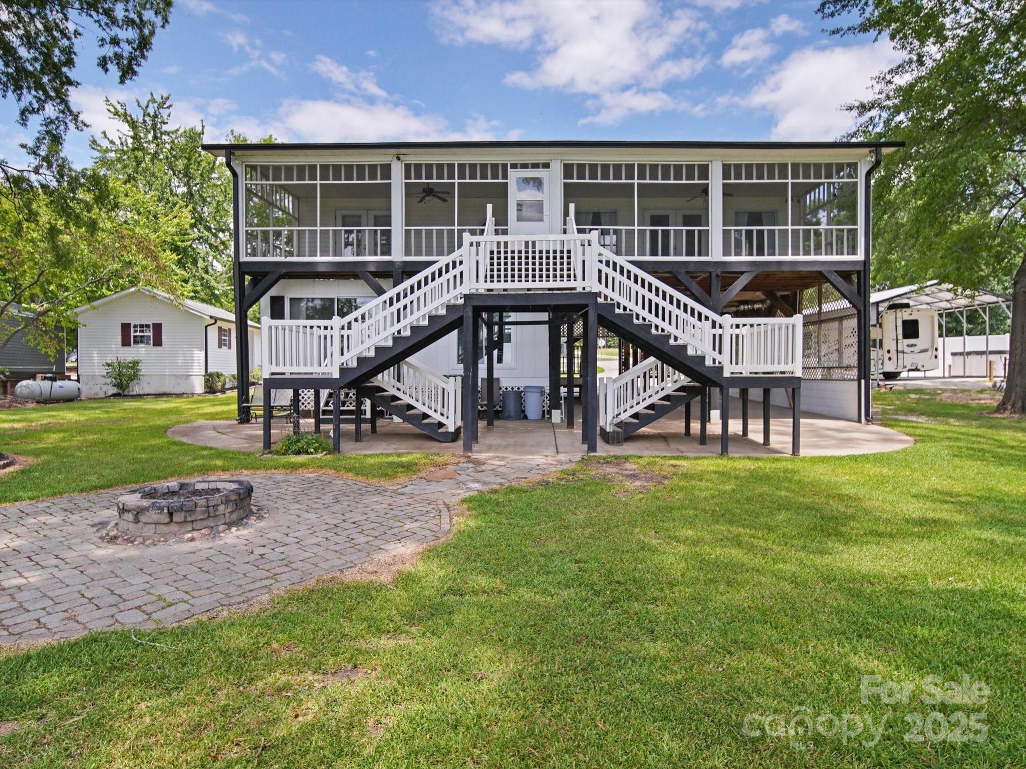 2364 Lakeside Drive, Liberty Hill, SC - photo 7 of 43