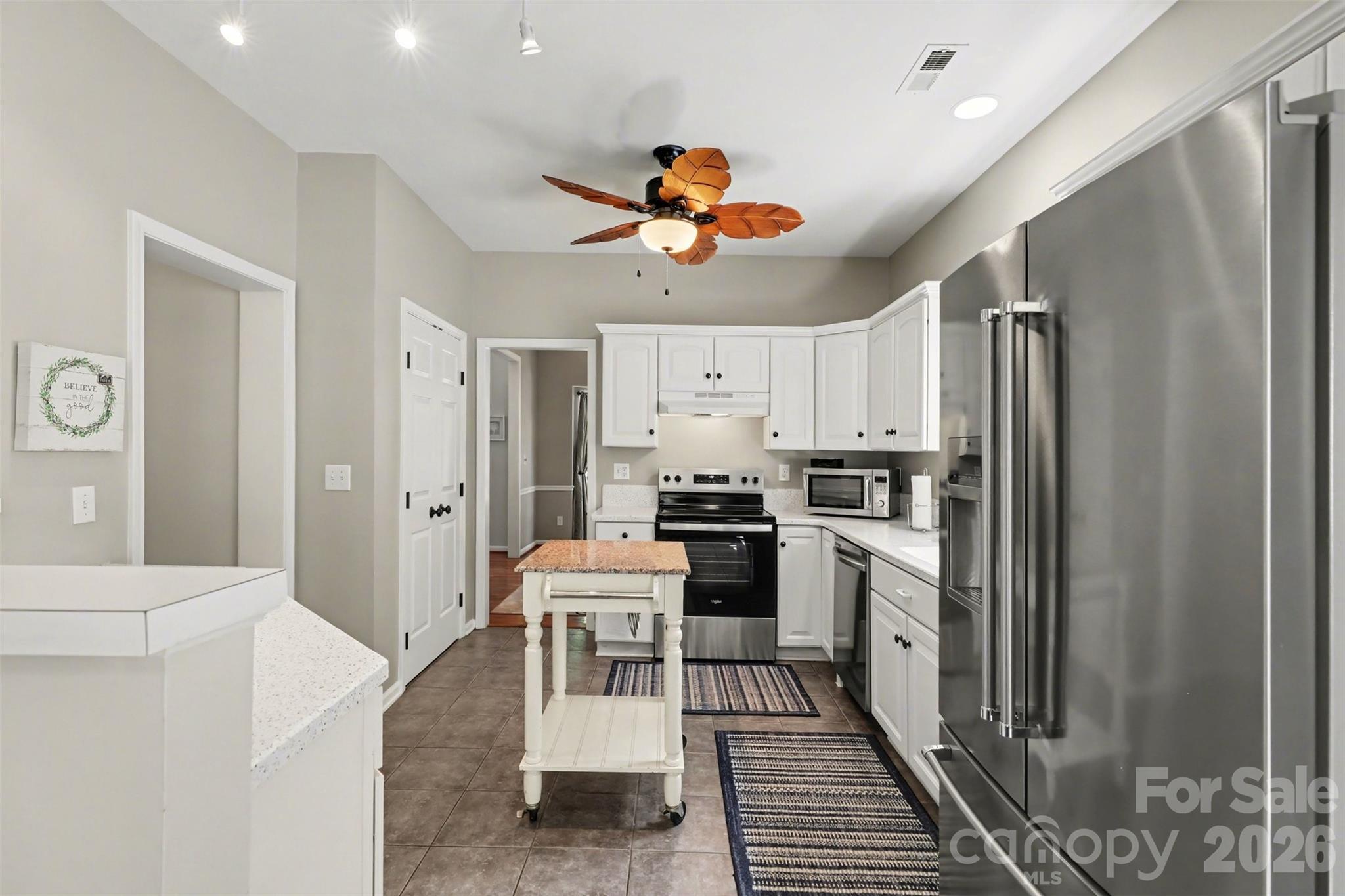 Photo 8 of 6216 Creek Breeze Road, Charlotte, NC