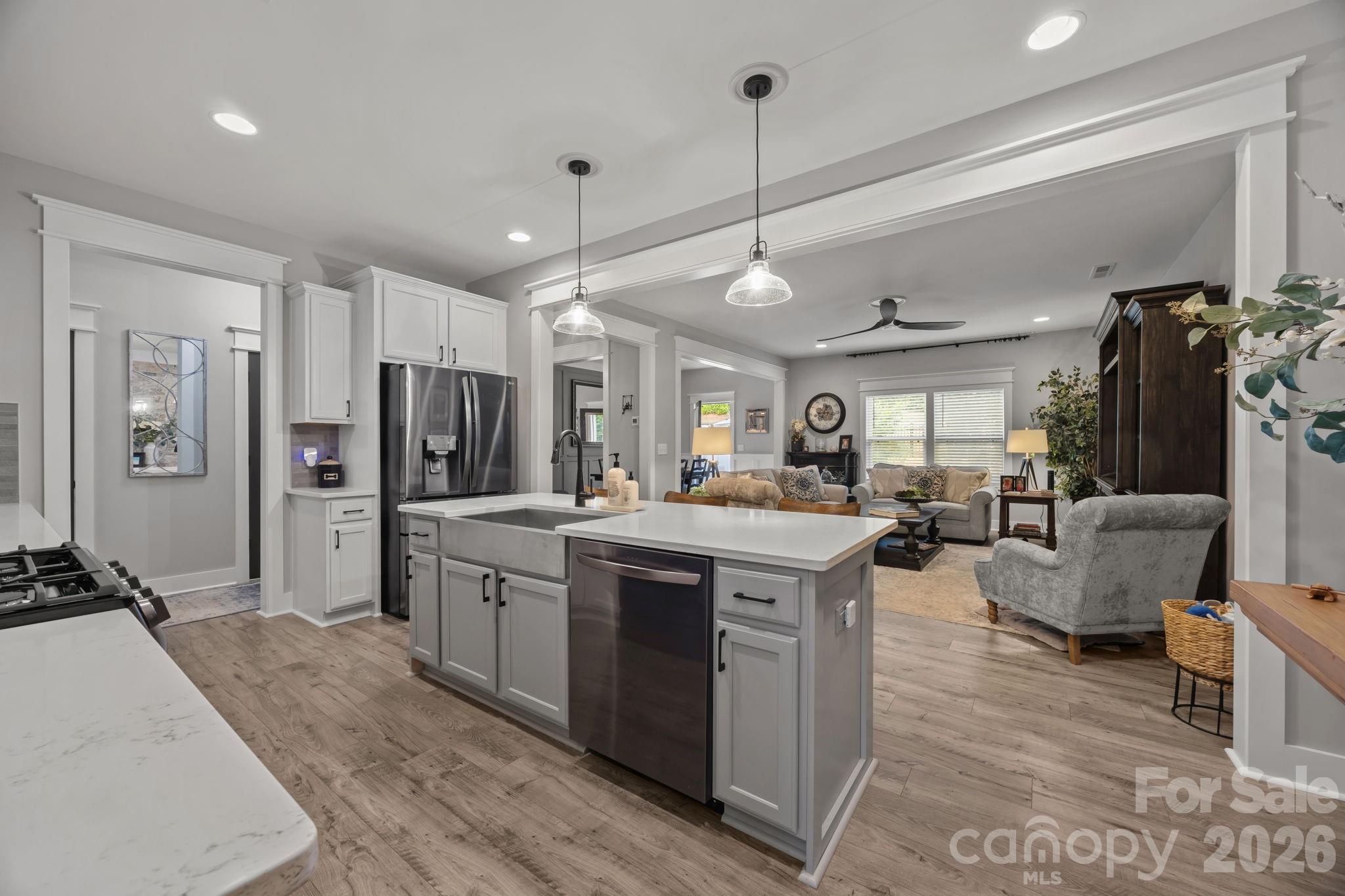 927 Canopy Falls Lane, York, SC - photo 4 of 31