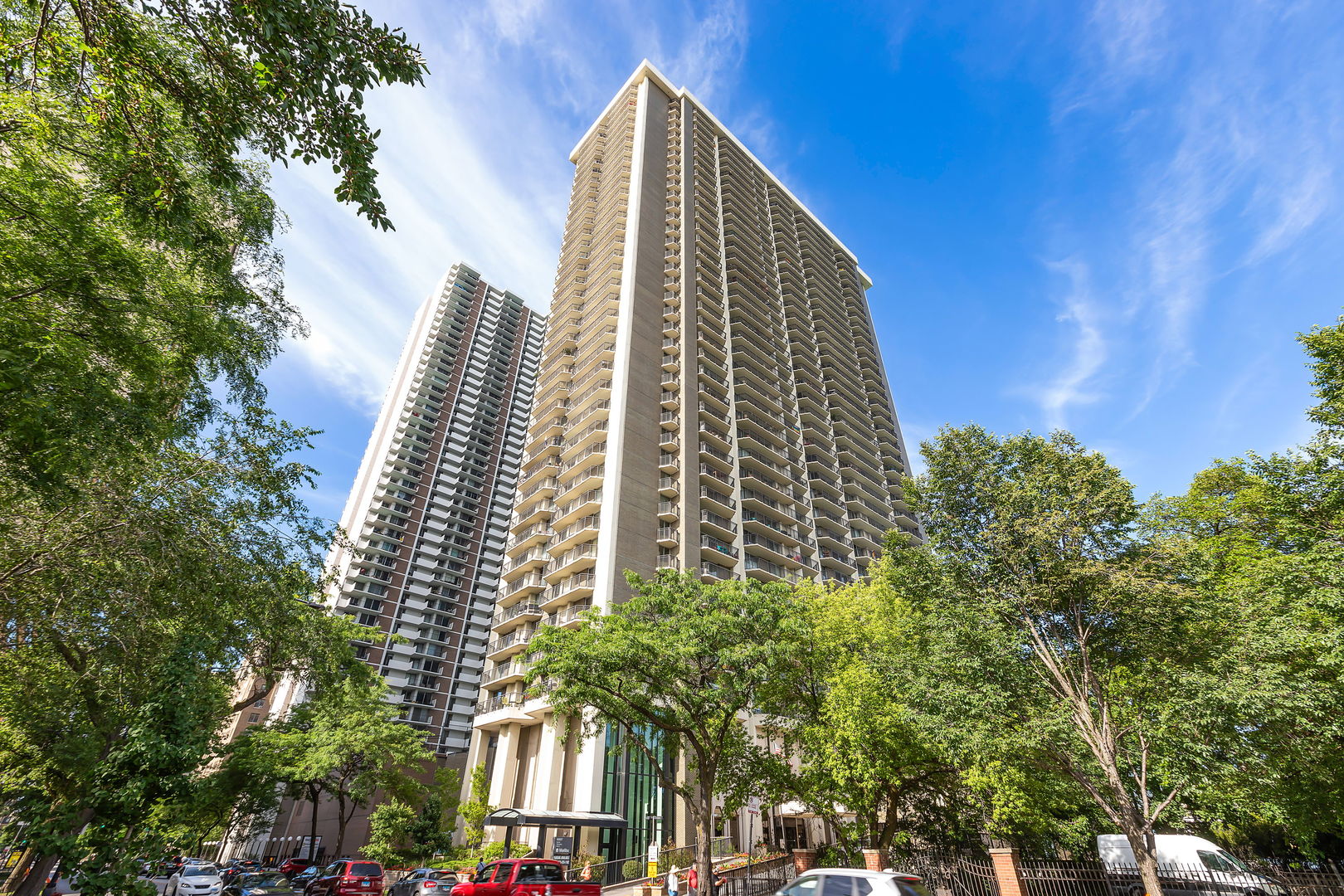 Edgewater Chicago Lakefront Condos