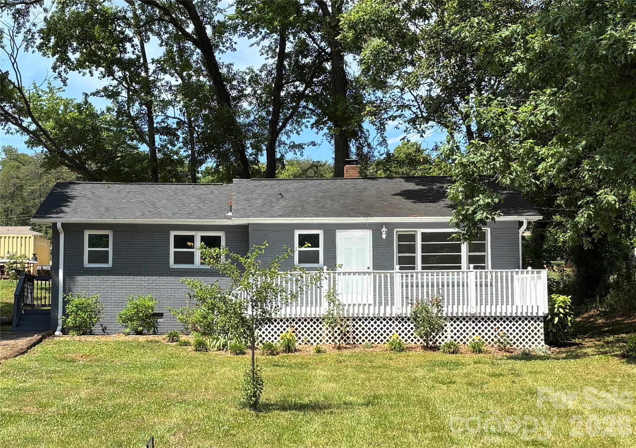 305 Forestway Drive, Mount Holly, NC