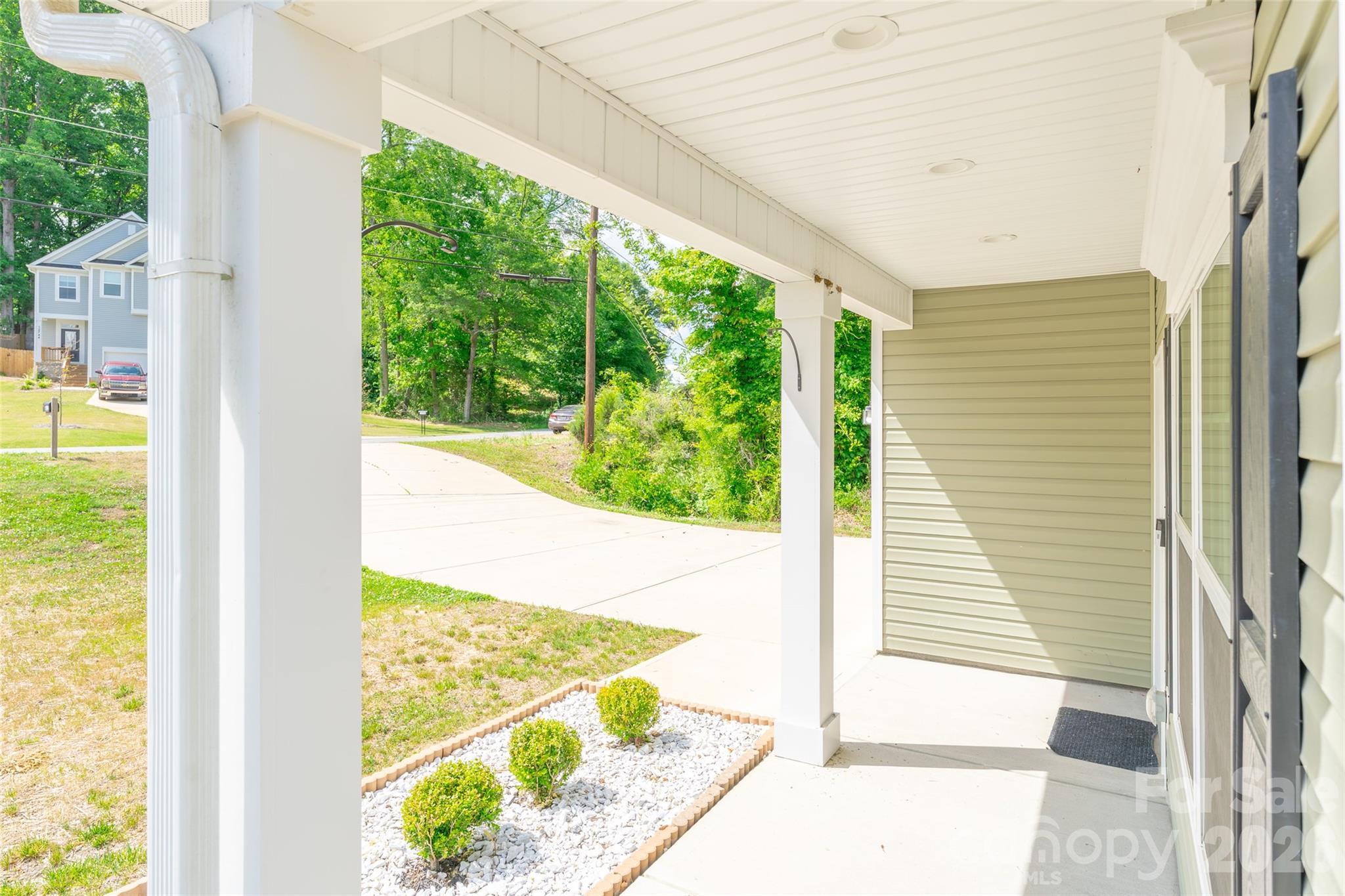 Photo 3 of 12745 Susanna Drive, Charlotte, NC