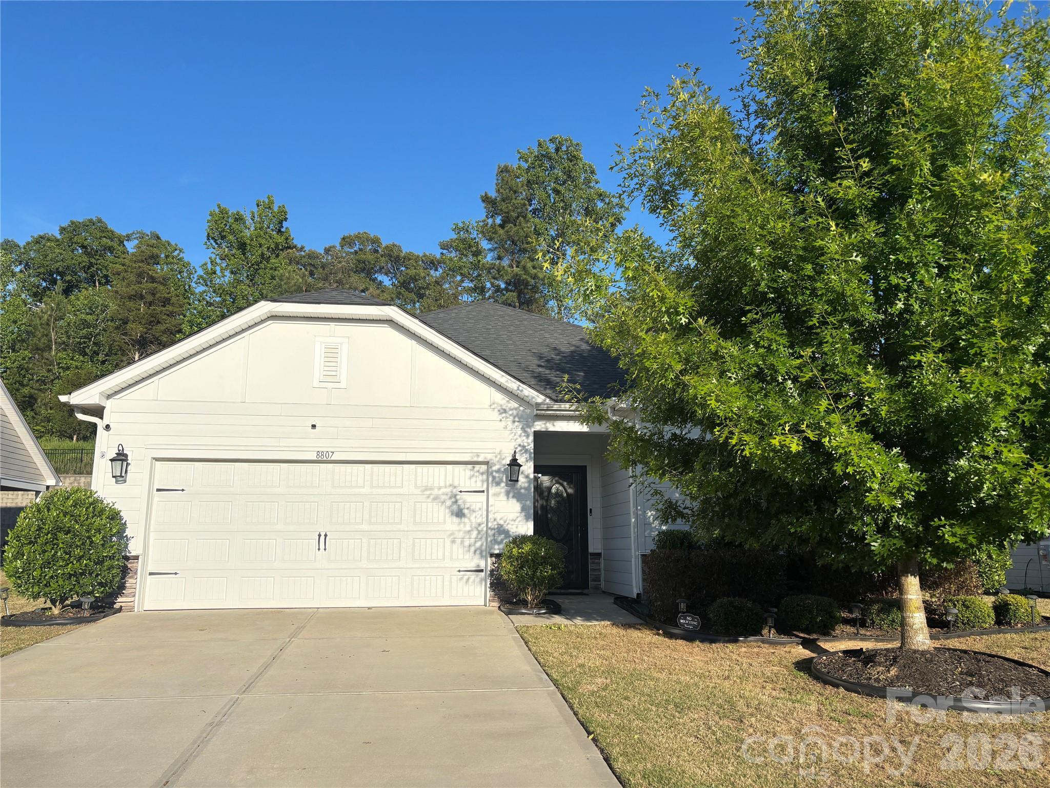 Home for sale at 8807 Pennegrove Circle, Charlotte, NC — photo 1 of 16