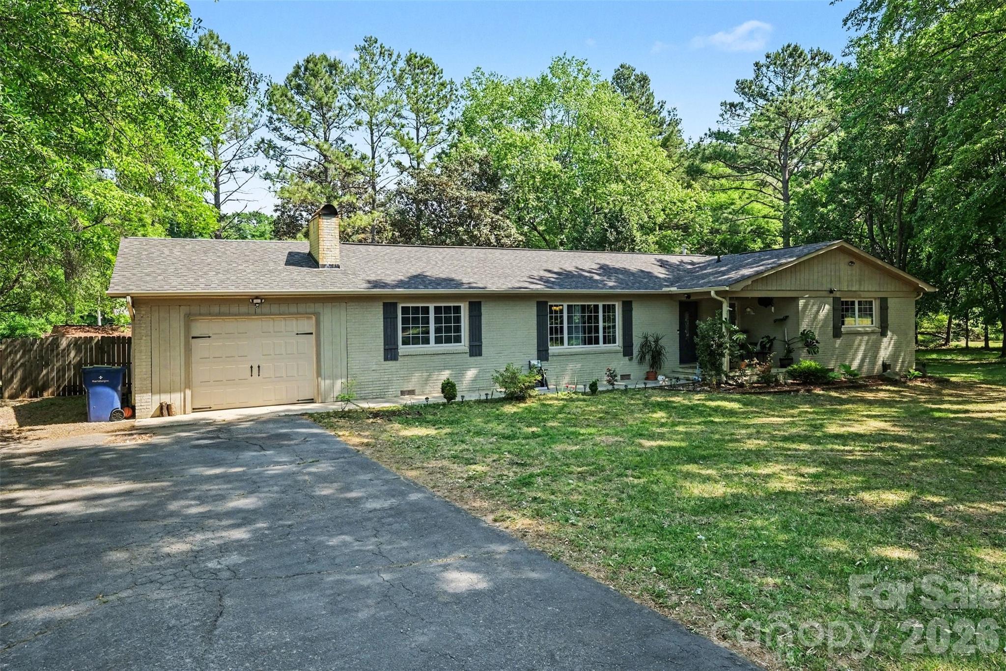 Photo 4 of 3950 Rocky River Place, Harrisburg, NC