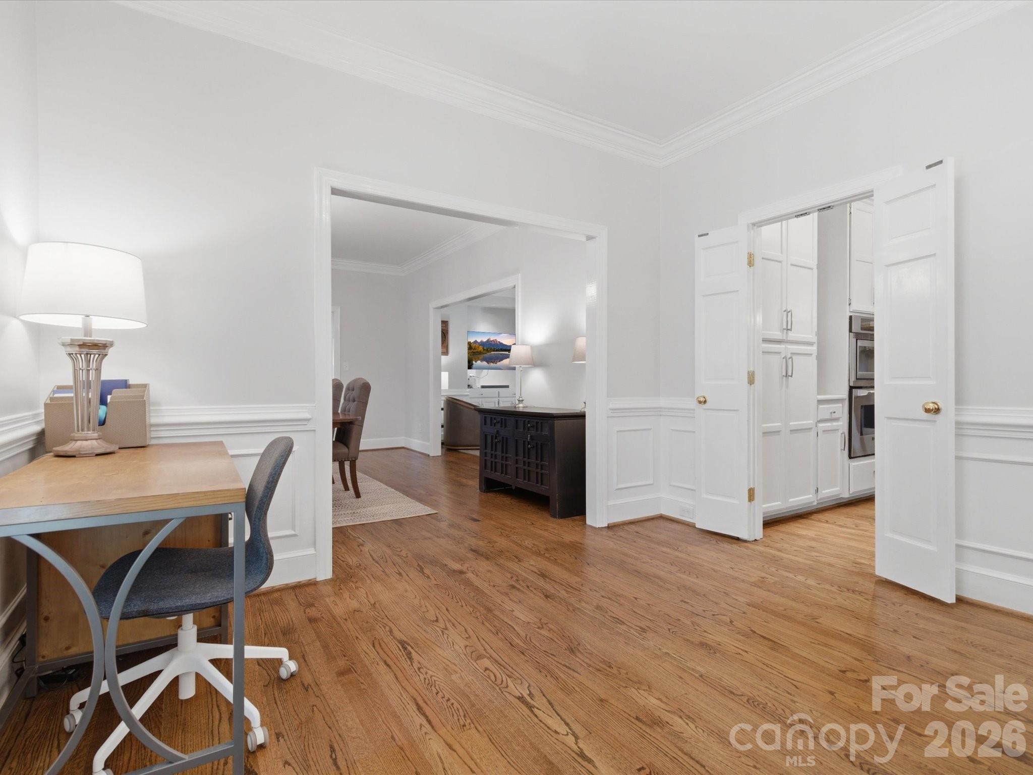 4417 Bridgewood Lane, Charlotte, NC - photo 11 of 46