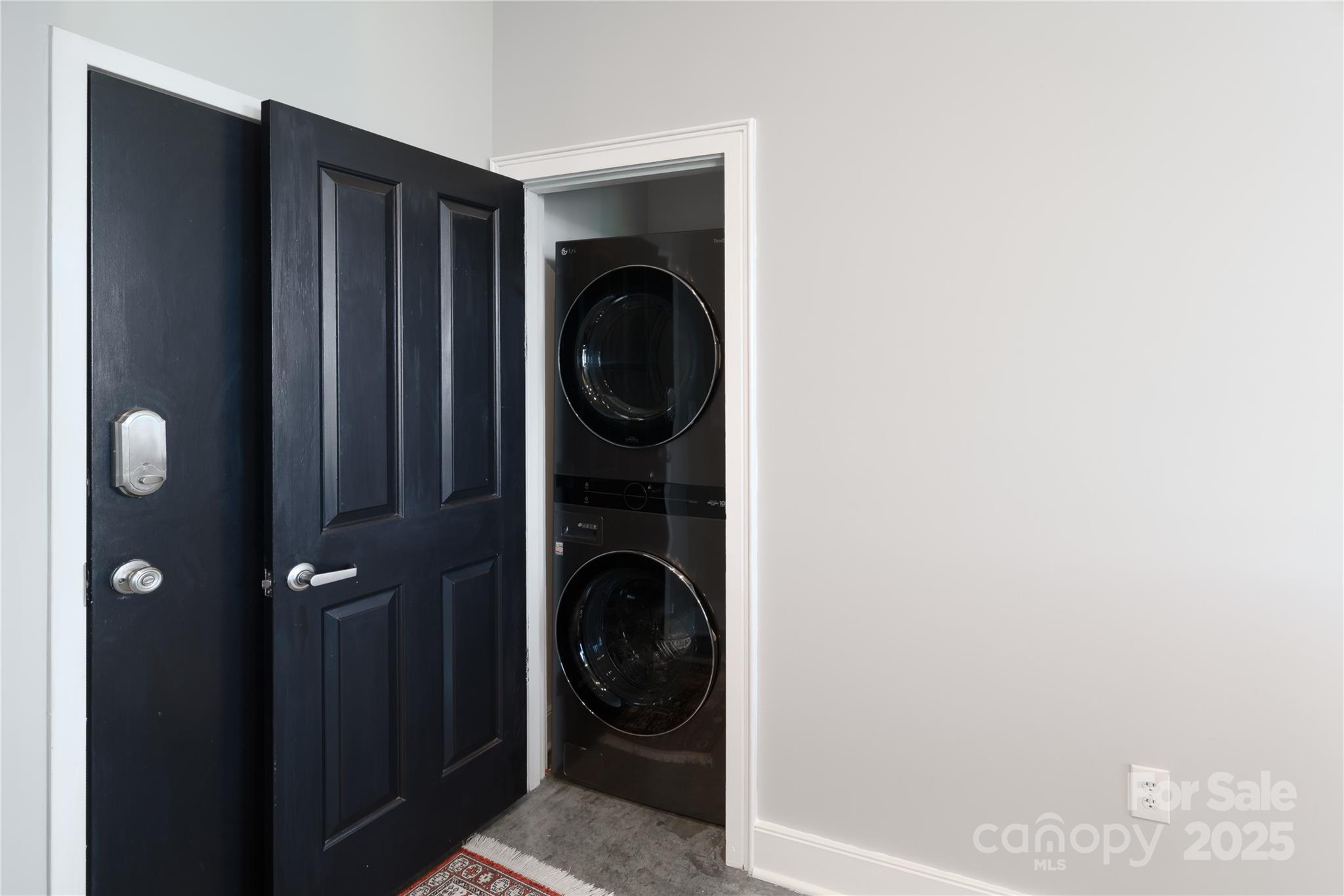 Photo 10 of 710 W Trade Street701, Charlotte, NC