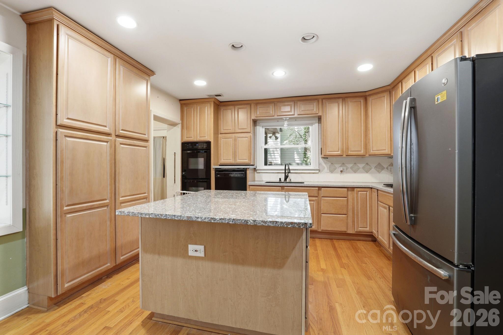 200 Altondale Avenue, Charlotte, NC - photo 14 of 38