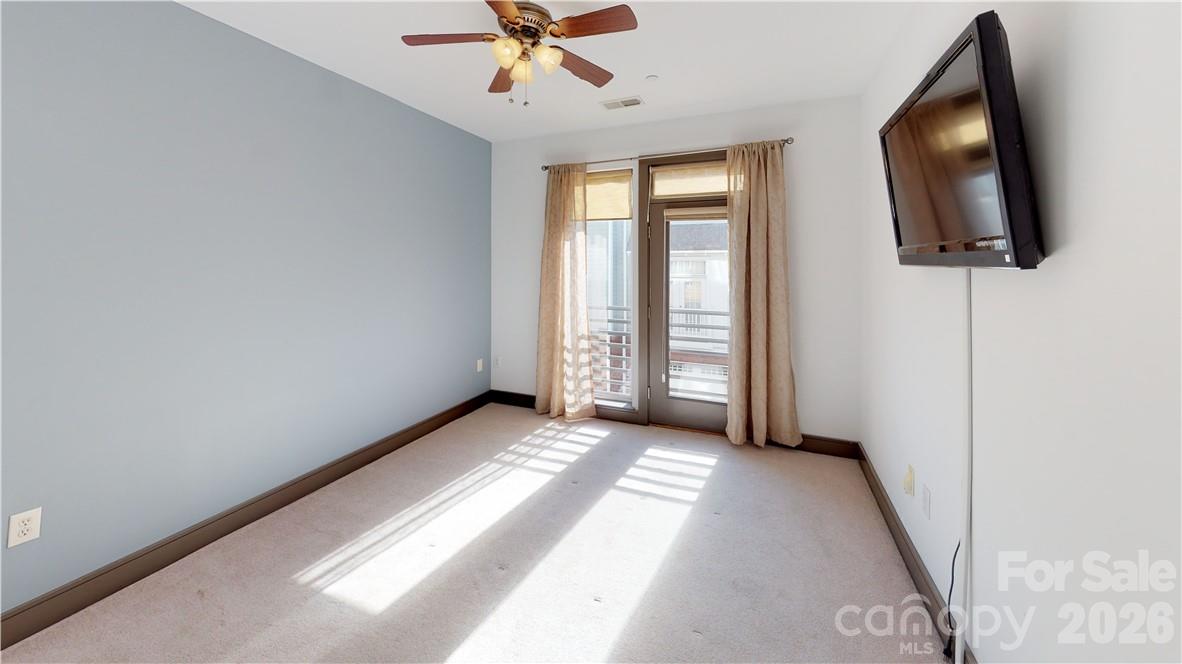 Photo 11 of 2200 Lyndhurst Avenue105, Charlotte, NC