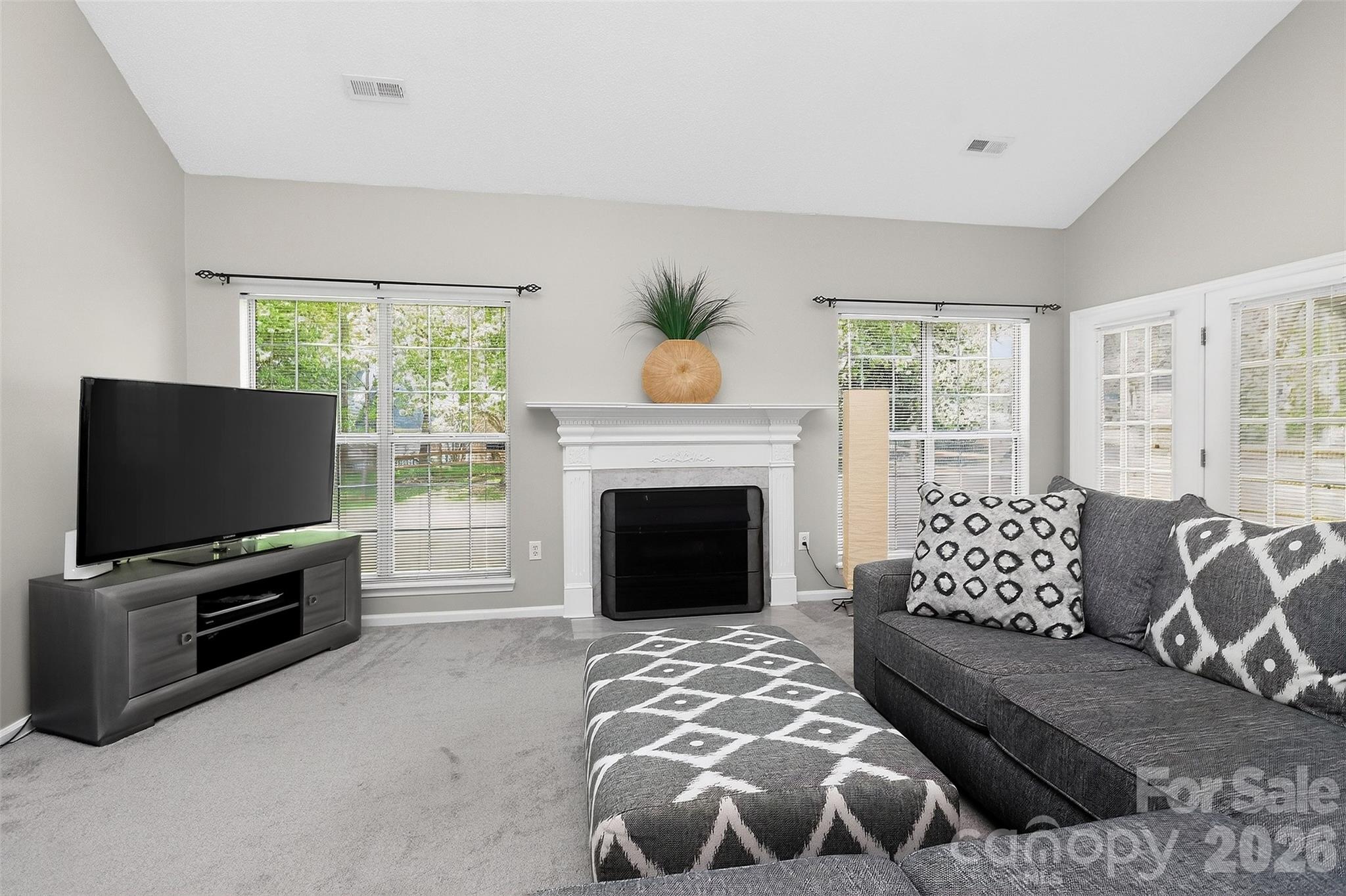 Photo 5 of 10631 Jardin Way, Charlotte, NC
