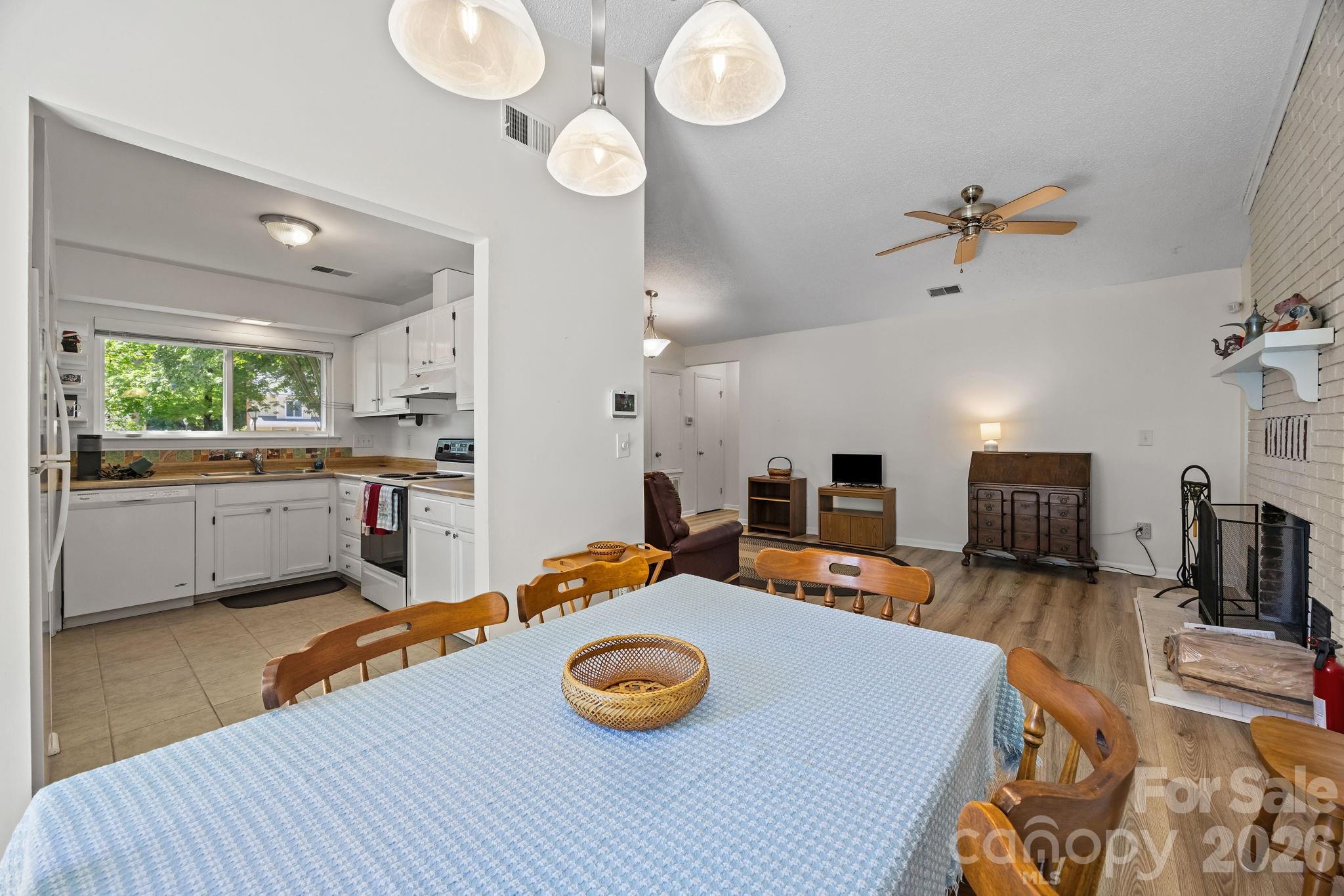 Photo 8 of 1057 Sardis Cove Drive, Charlotte, NC