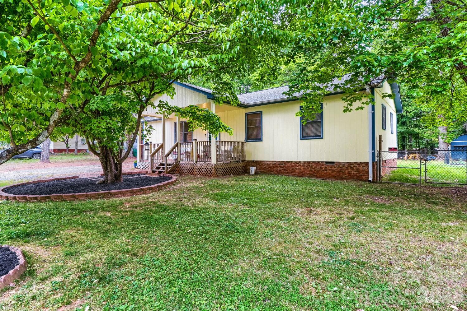 Photo 3 of 3917 Lake Road, Charlotte, NC