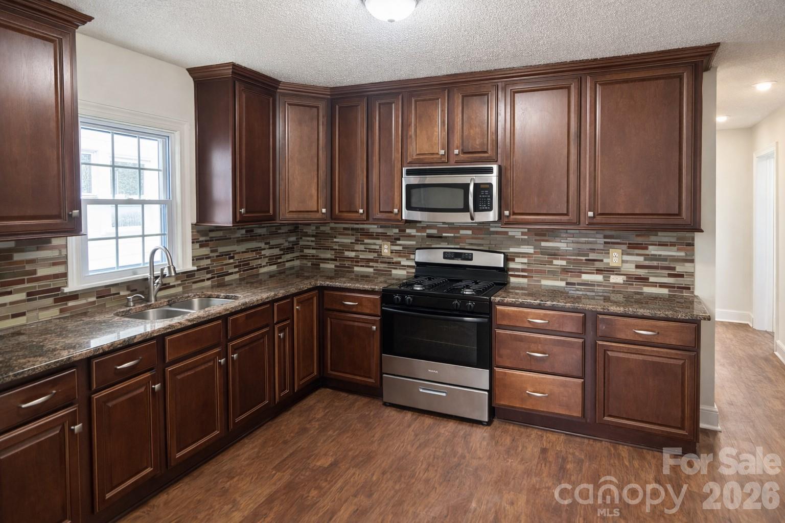 Photo 2 of 926 S York Street, Gastonia, NC