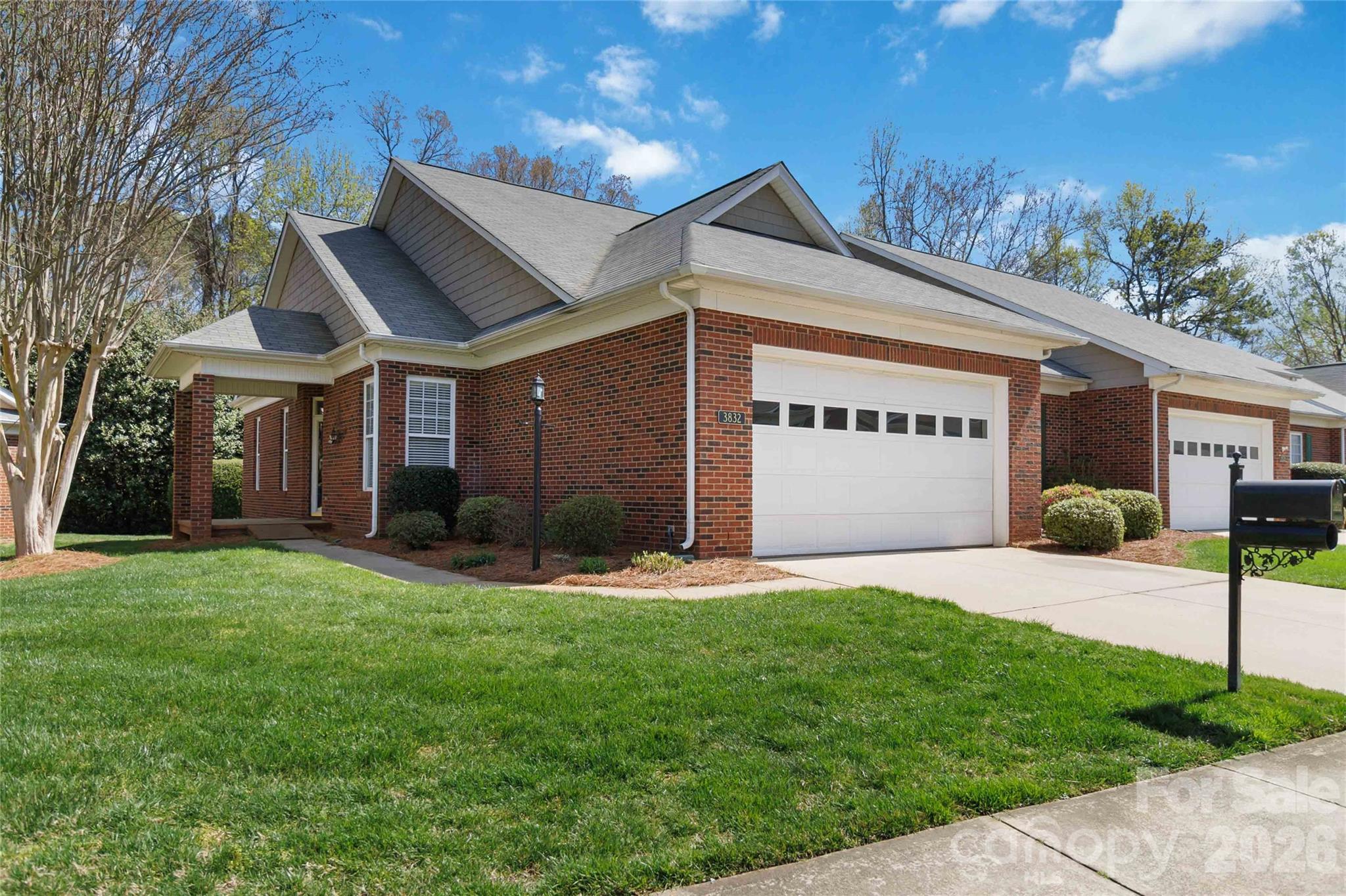 3832 Misty Glen Court, Matthews, NC
