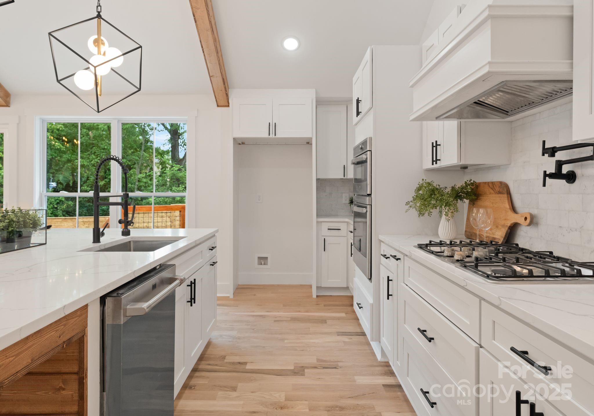 Photo 9 of 6326 Cedar Croft Drive, Charlotte, NC