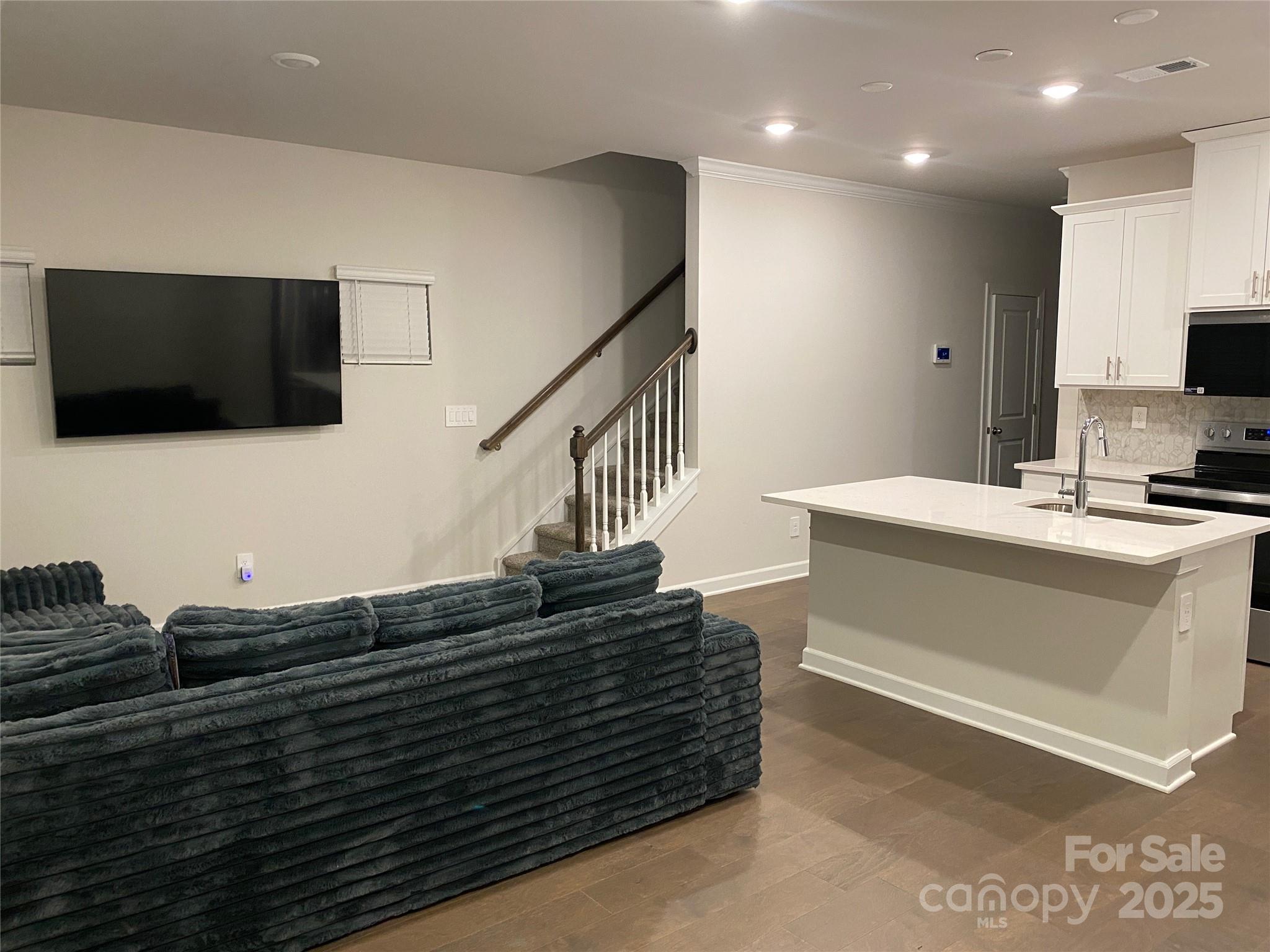 Photo 9 of 6110 Starview Terrace, Charlotte, NC