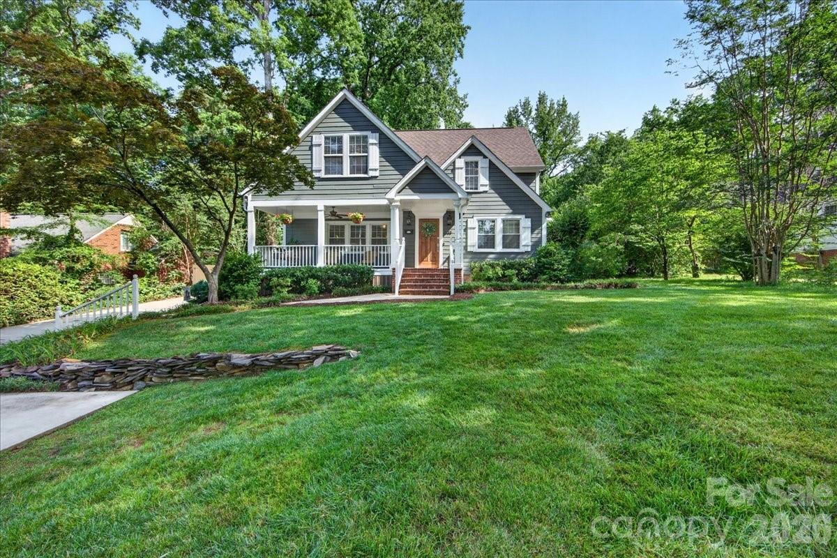 Photo 3 of 1333 Woodland Drive, Charlotte, NC