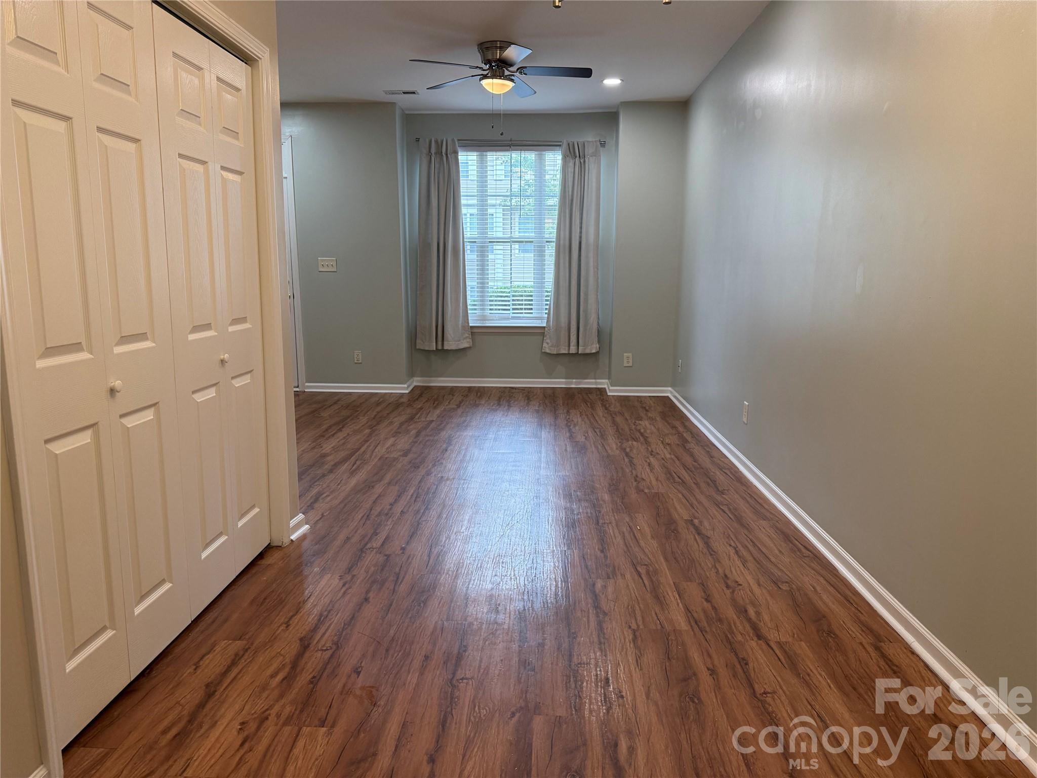 Photo 5 of 8134 Kings Creek Drive, Charlotte, NC