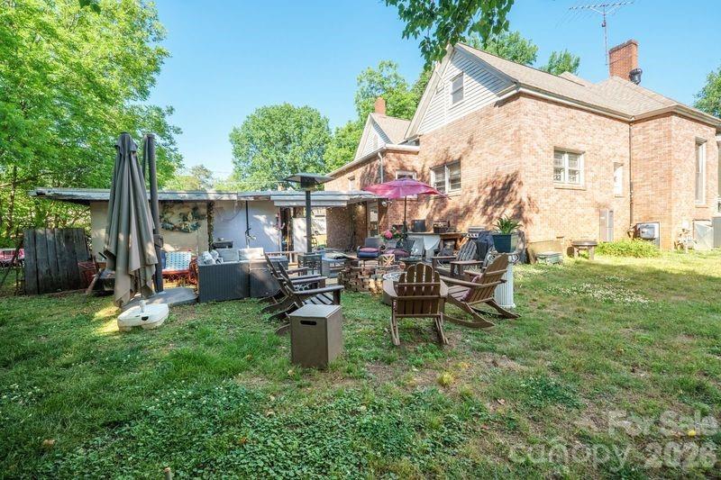 427 Davie Avenue, Statesville, NC - photo 18 of 20