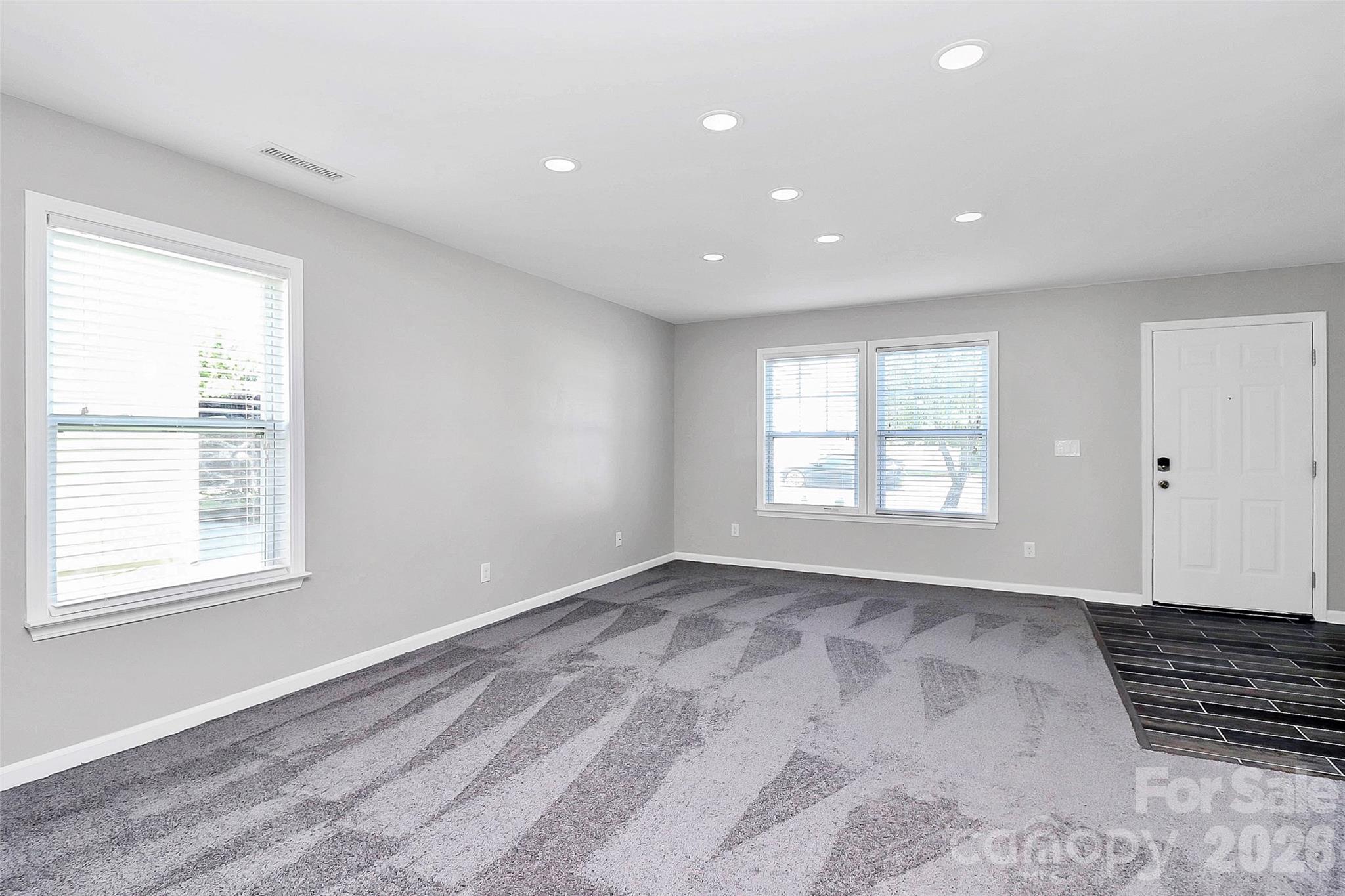 Photo 8 of 15705 Lakepoint Forest Drive, Charlotte, NC