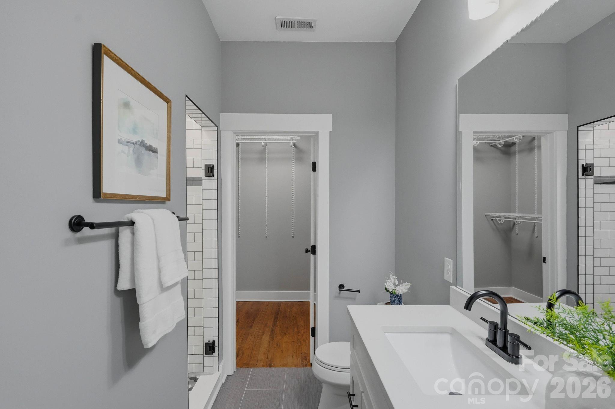 Photo 26 of 1416 Parkwood Avenue, Charlotte, NC
