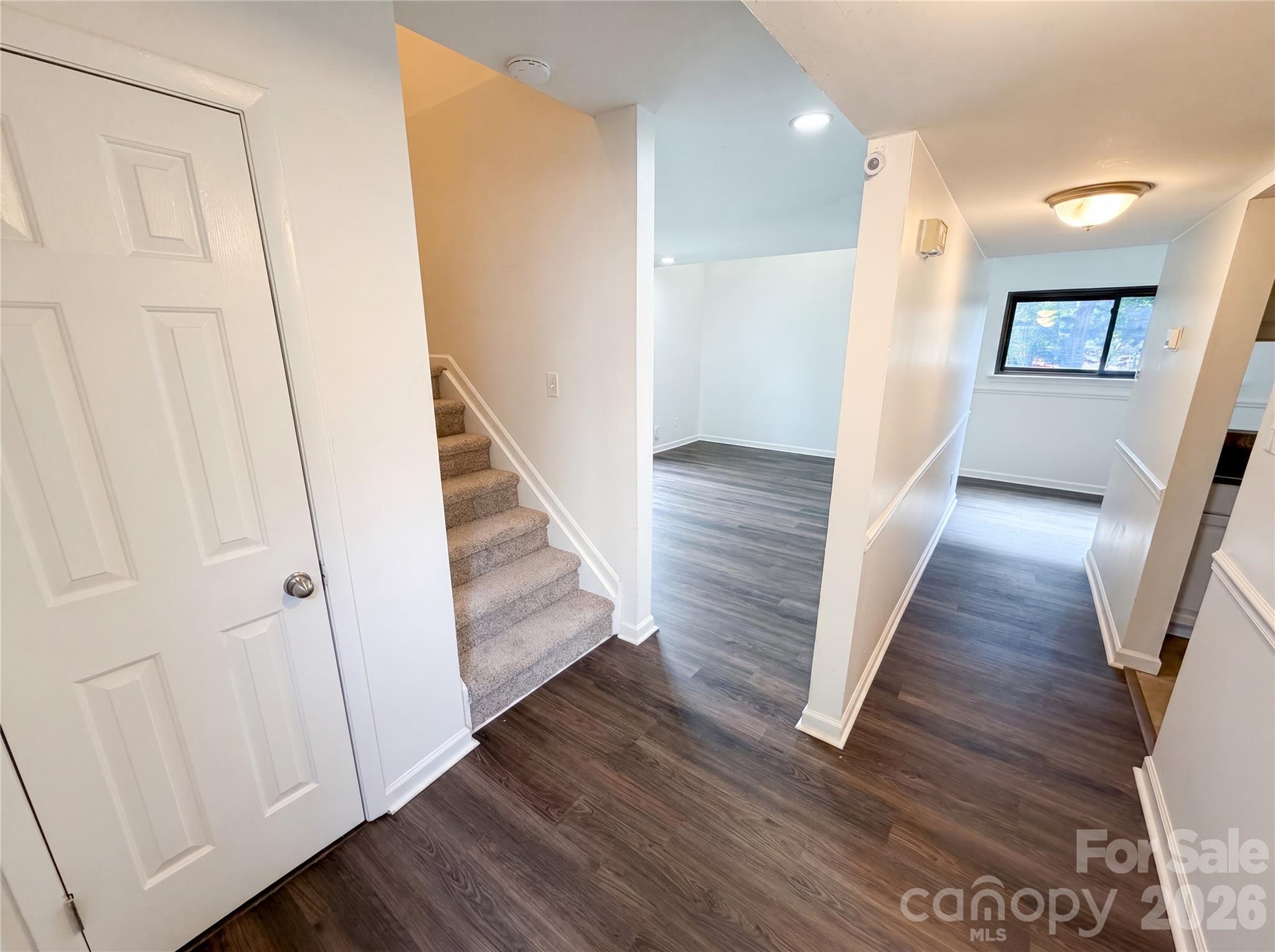 Photo 6 of 1625 Merry Oaks RoadD, Charlotte, NC