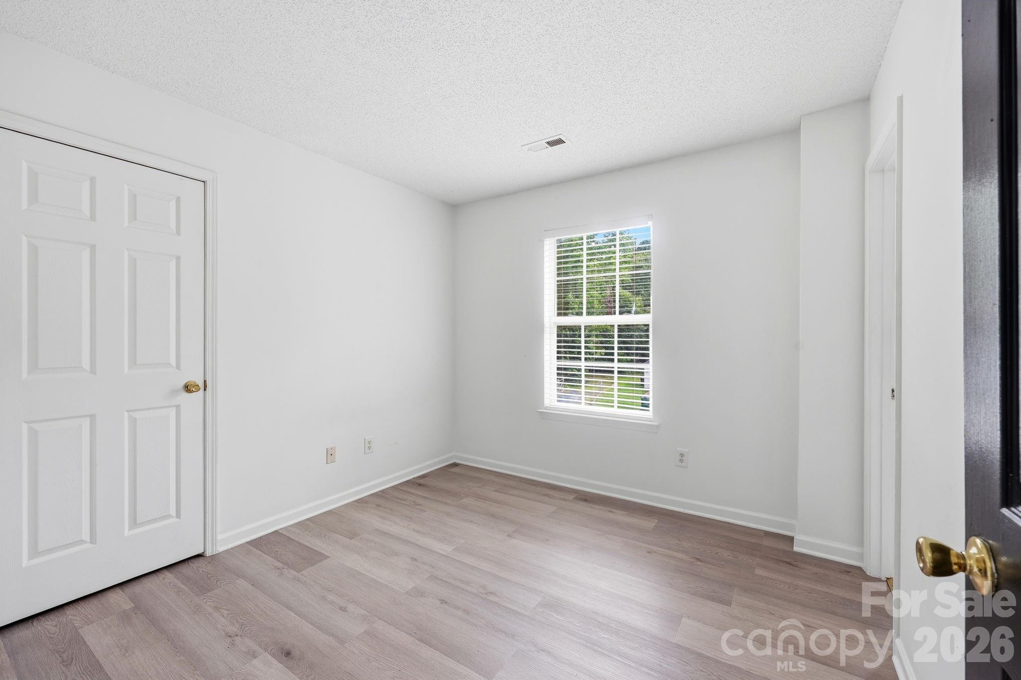Home for sale at 5423 Starflower Drive, Charlotte, NC — photo 27 of 46