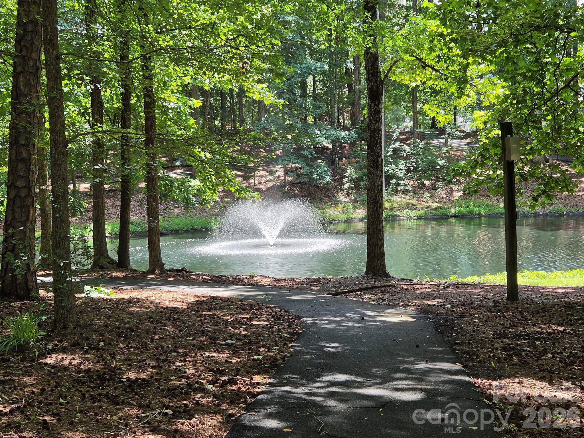 Photo 33 of 109 Oak Grove Court, Fort Mill, SC