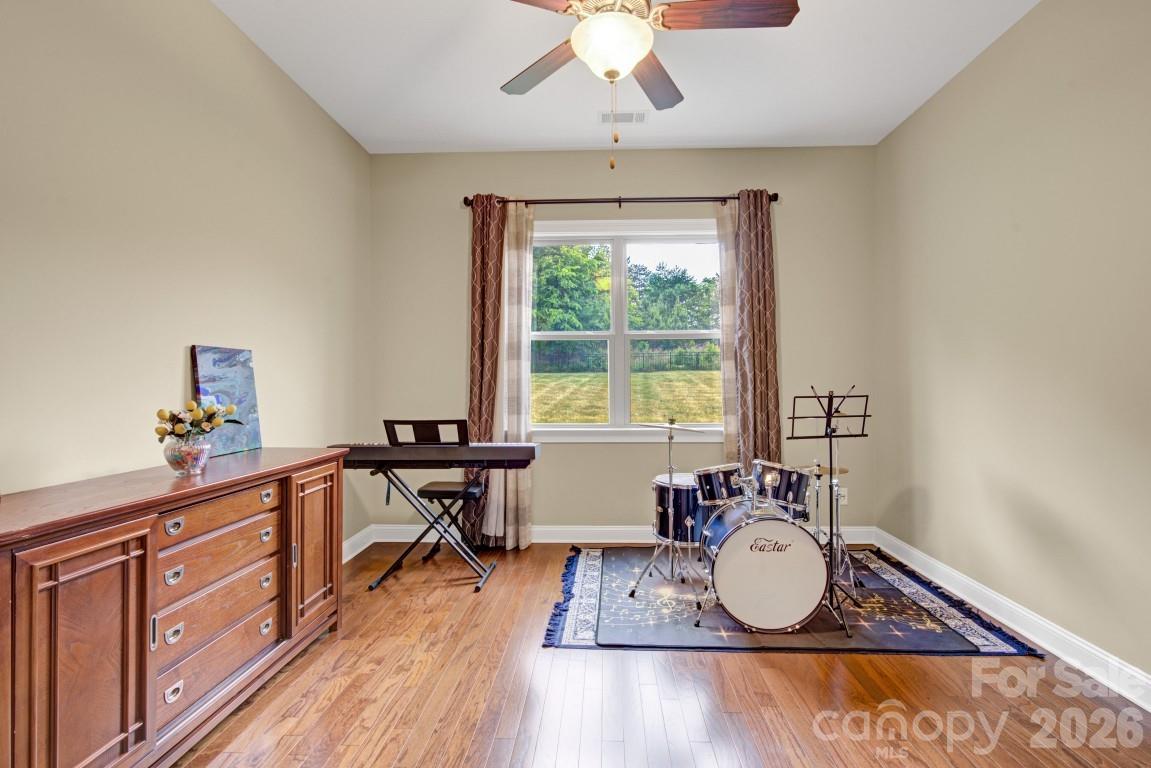125 Leeward Shoals Lane, Mooresville, NC - photo 17 of 49