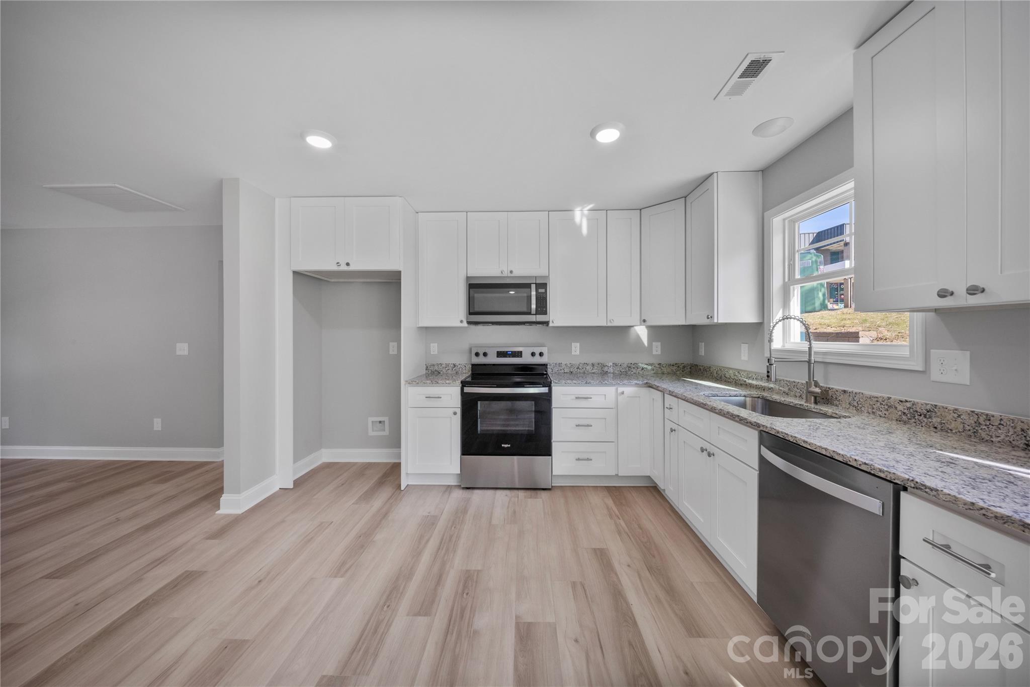 301 W 9th Street, Kannapolis, NC - photo 7 of 20