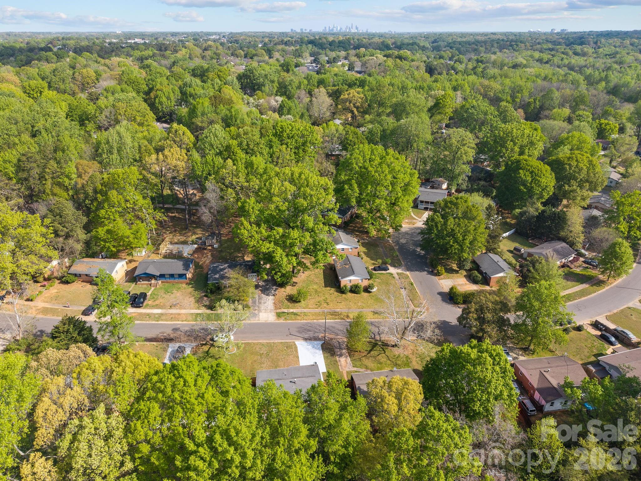 Photo 26 of 2309 Longleaf Drive, Charlotte, NC