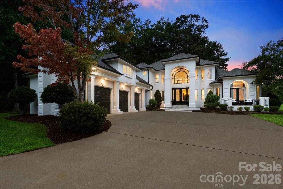 1337 Whispering Oaks Circle, Matthews, NC