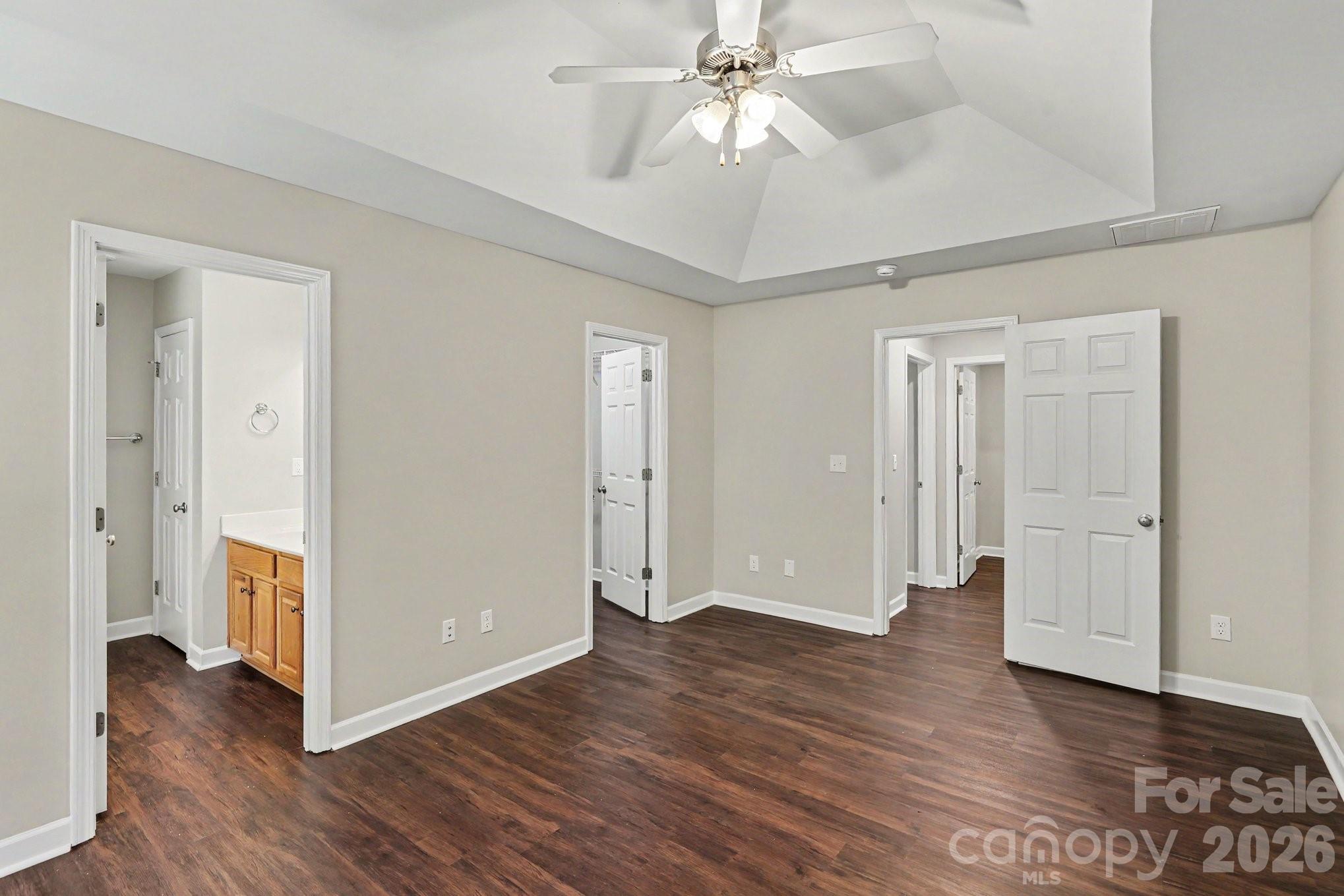 Photo 10 of 8539 Suttonview Drive, Charlotte, NC
