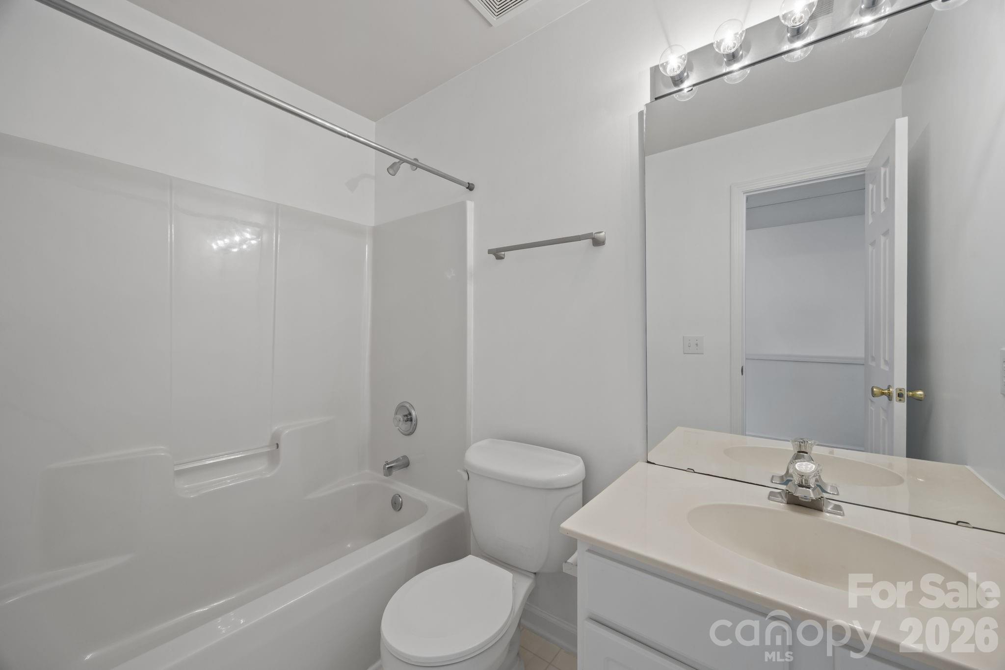 Photo 19 of 3228 Mannington Drive, Charlotte, NC