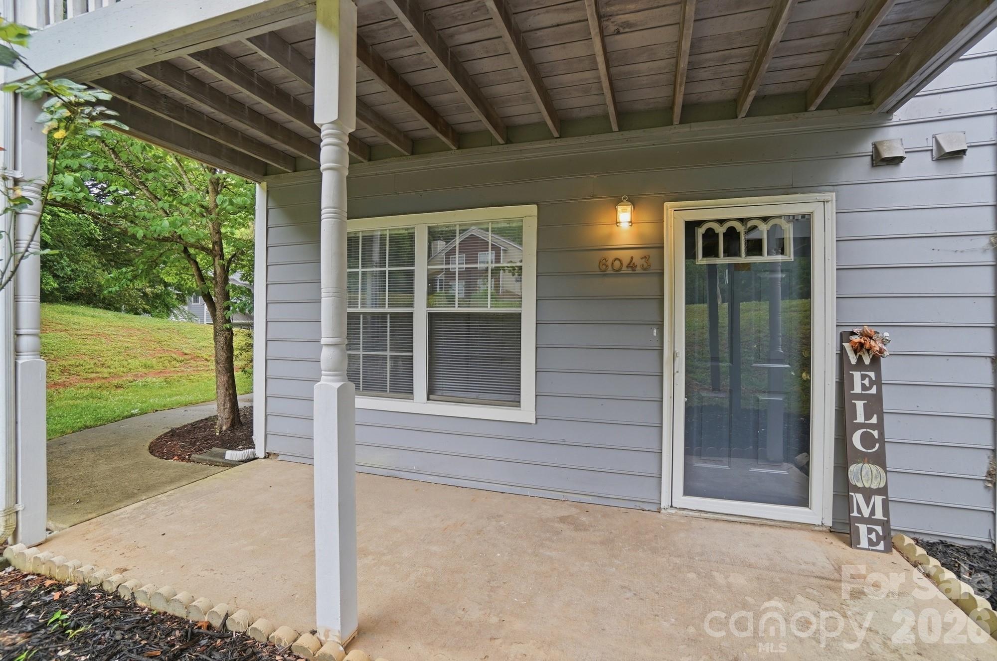 Photo 4 of 6043 Green Forest Drive, Charlotte, NC