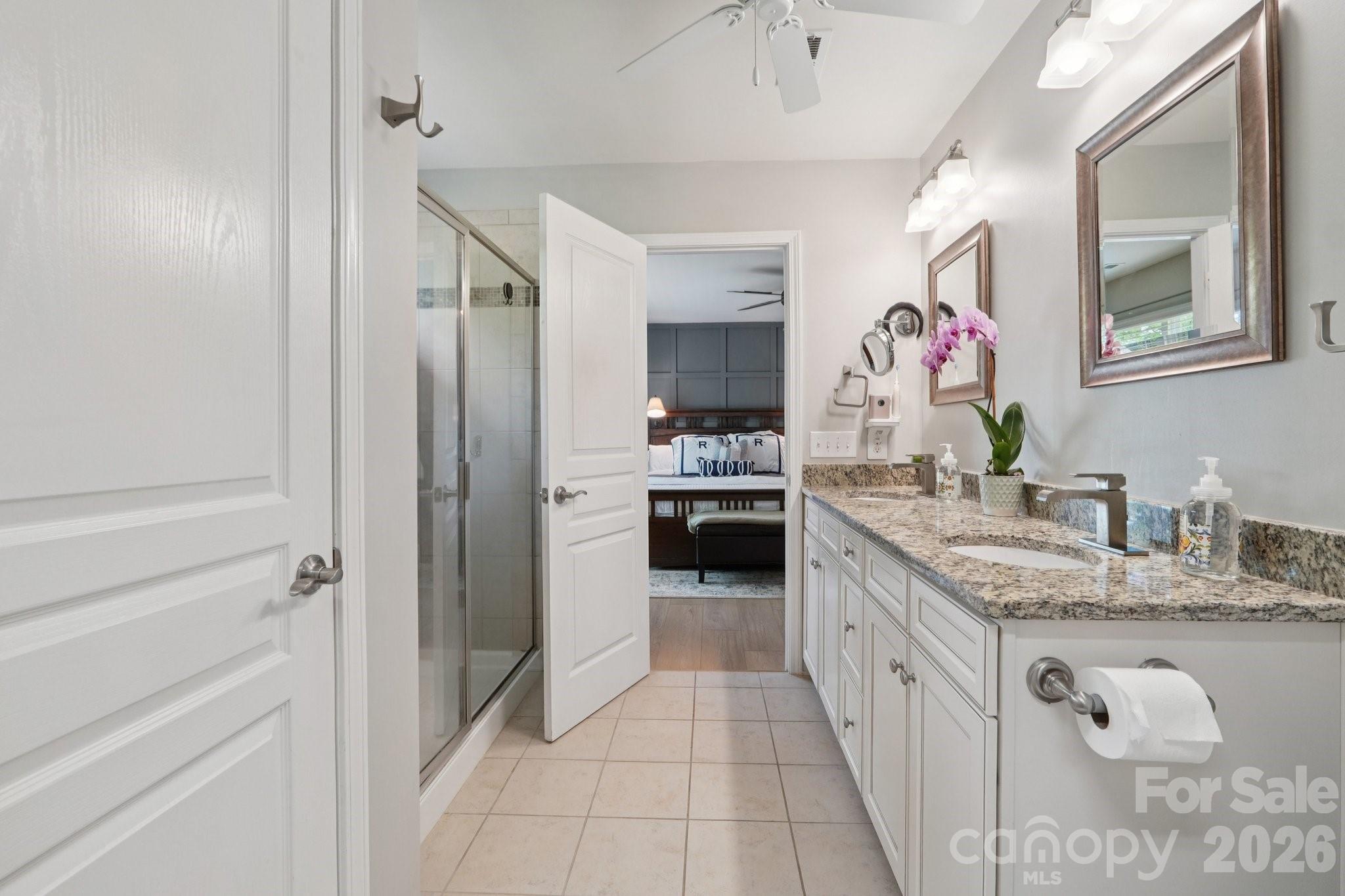 Photo 23 of 4818 Fonthill Lane, Charlotte, NC