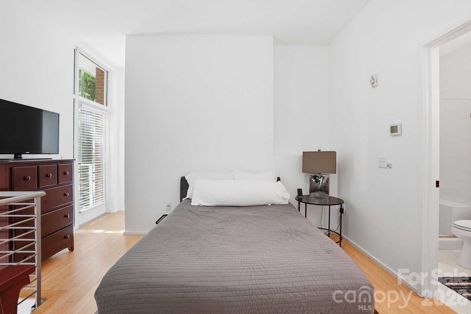 Photo 11 of 2088 Euclid Avenue, Charlotte, NC