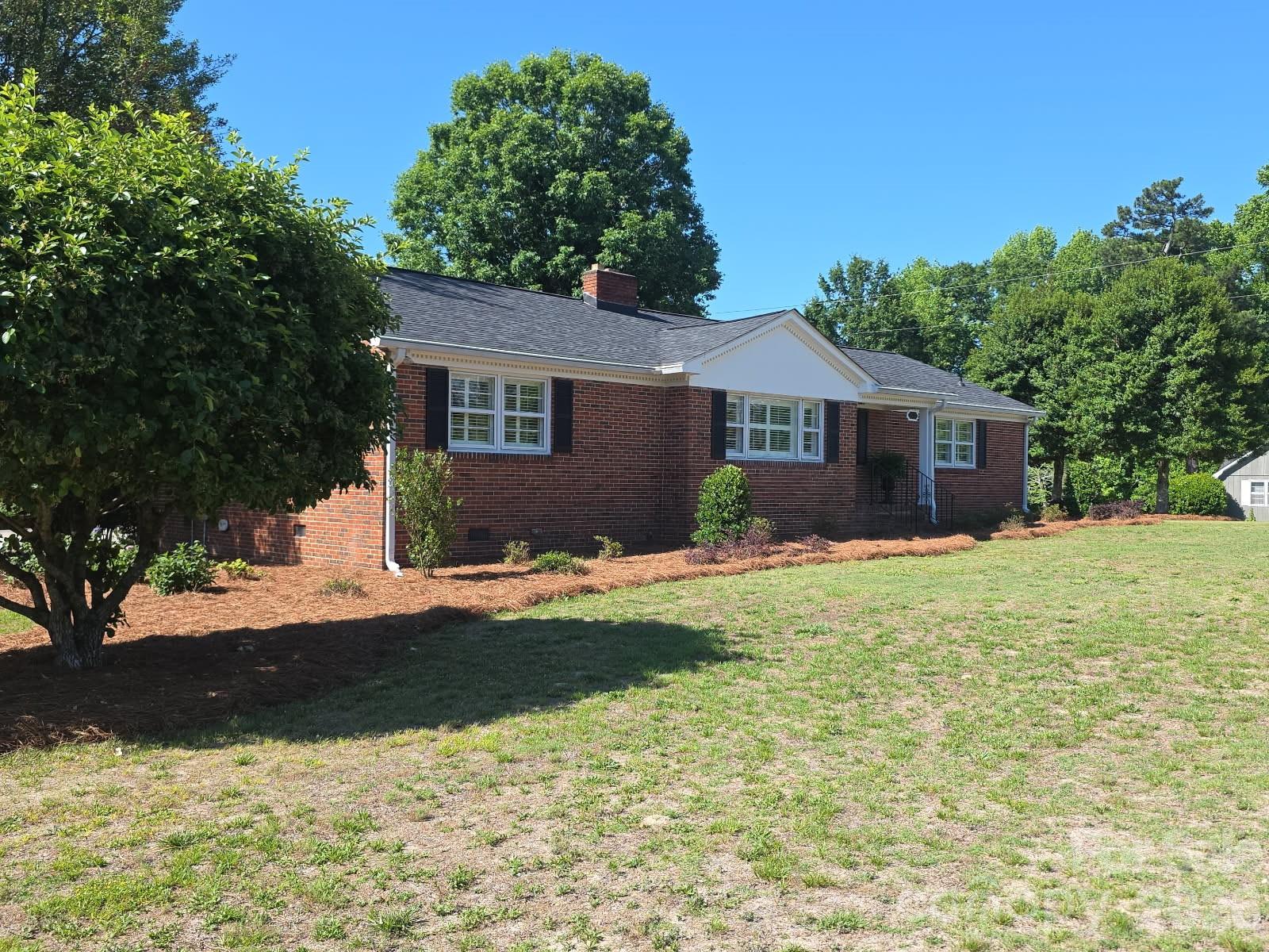 Photo 3 of 313 W Pigg Street, Pageland, SC