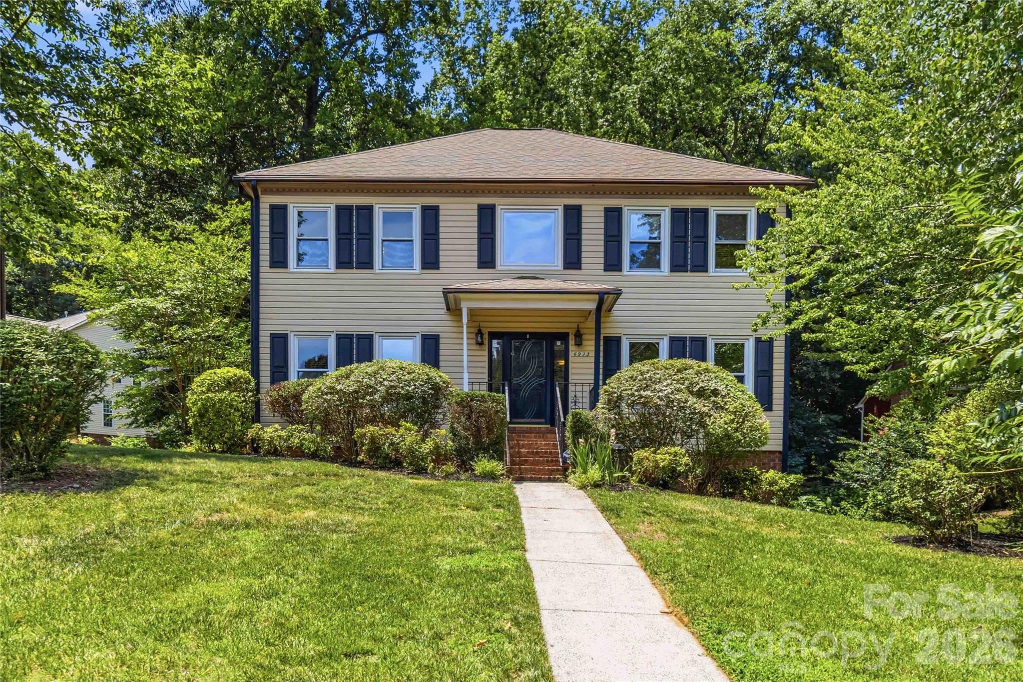 6933 Albaneen Court, Charlotte, NC