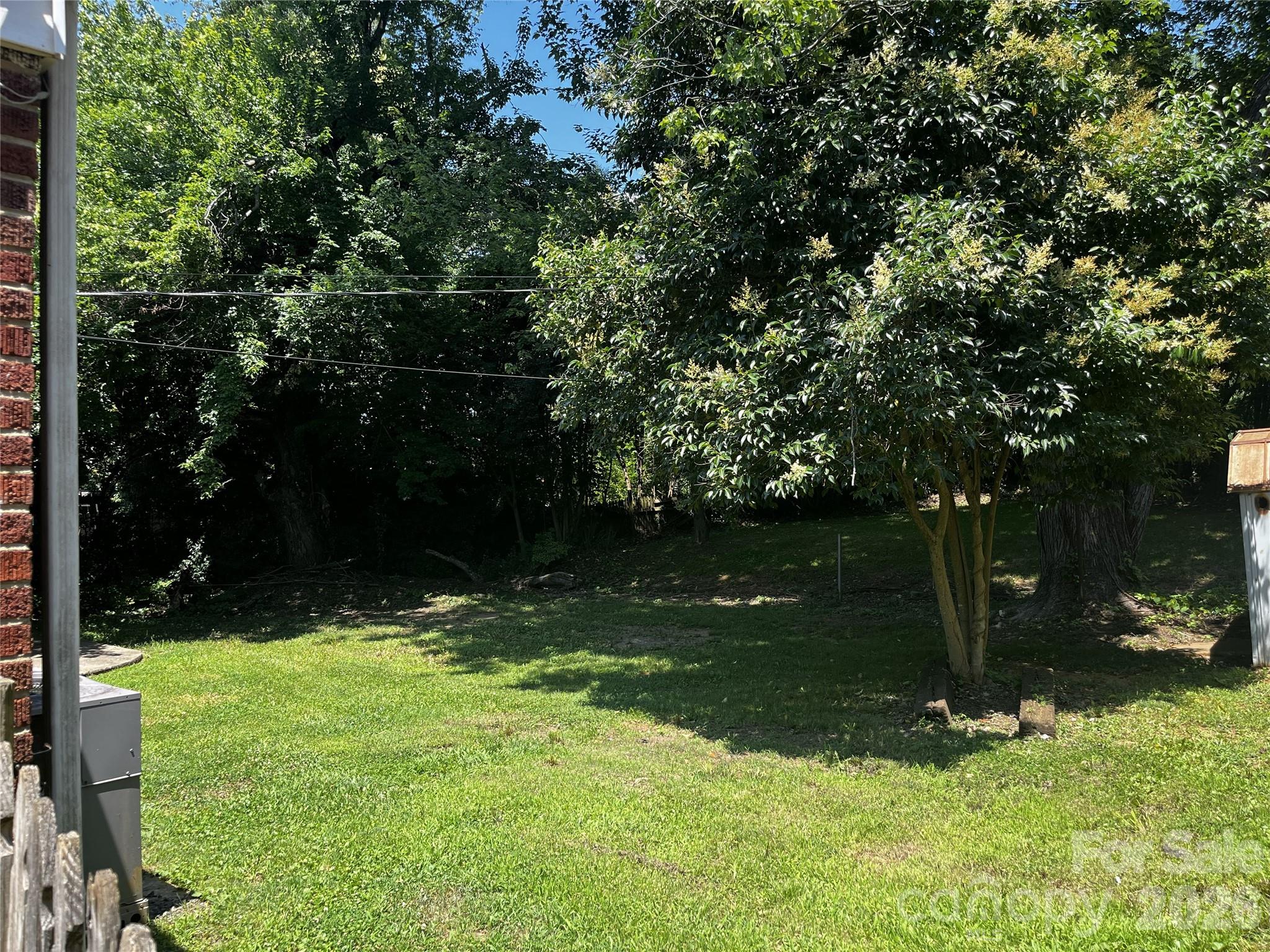 Photo 28 of 2213 Shamrock Drive, Charlotte, NC