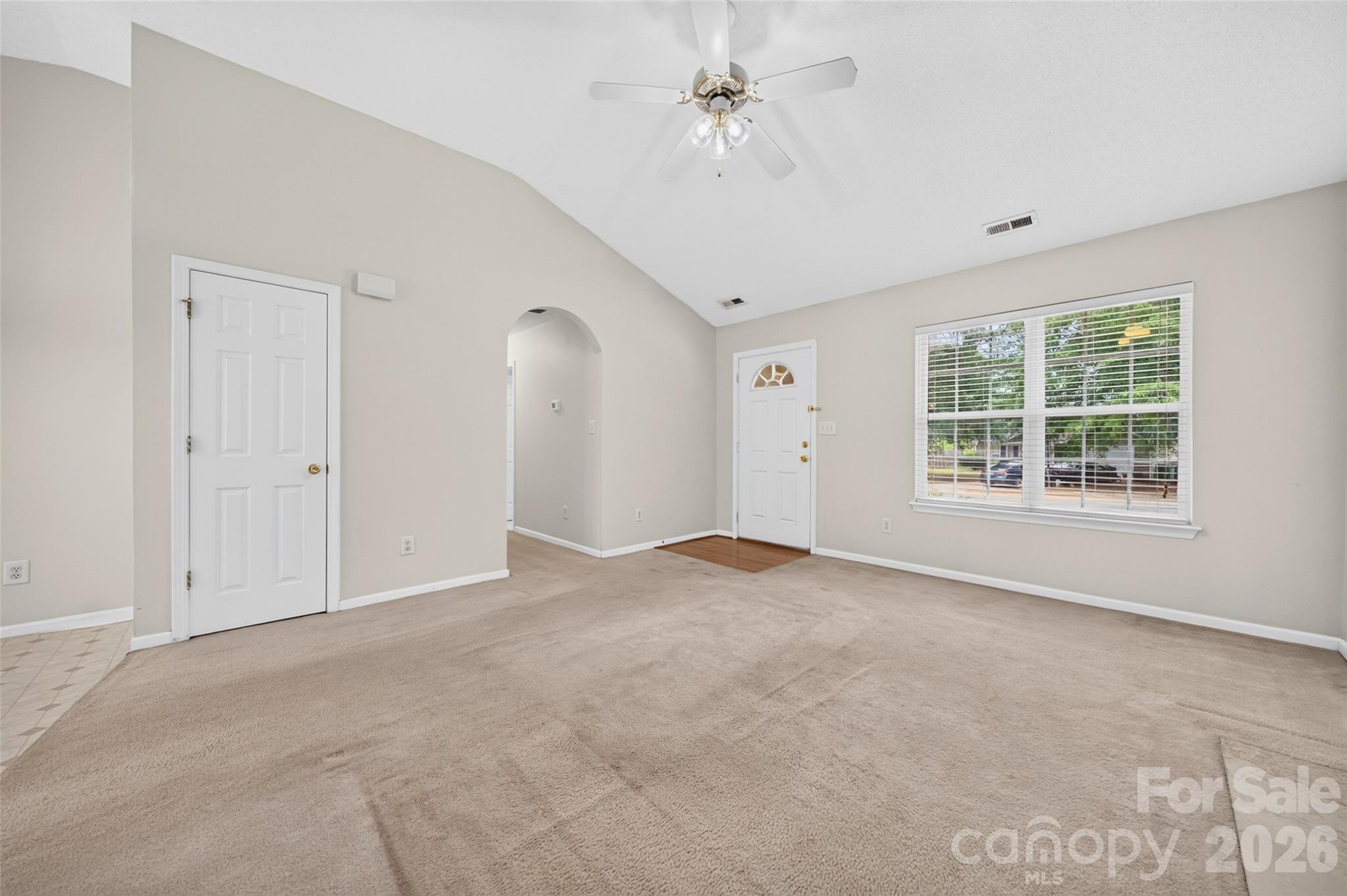 Home for sale at 4627 Victory Lane, Charlotte, NC — photo 18 of 39