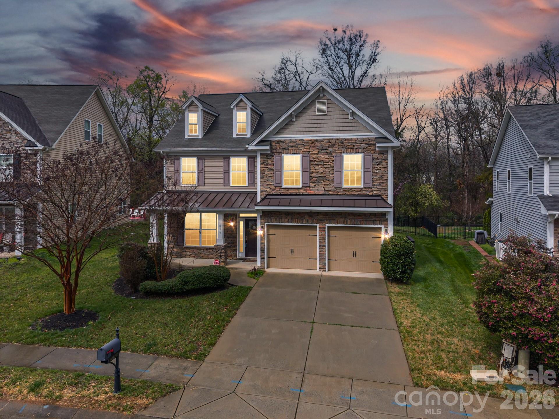 Photo 2 of 10817 Bere Island Drive, Charlotte, NC