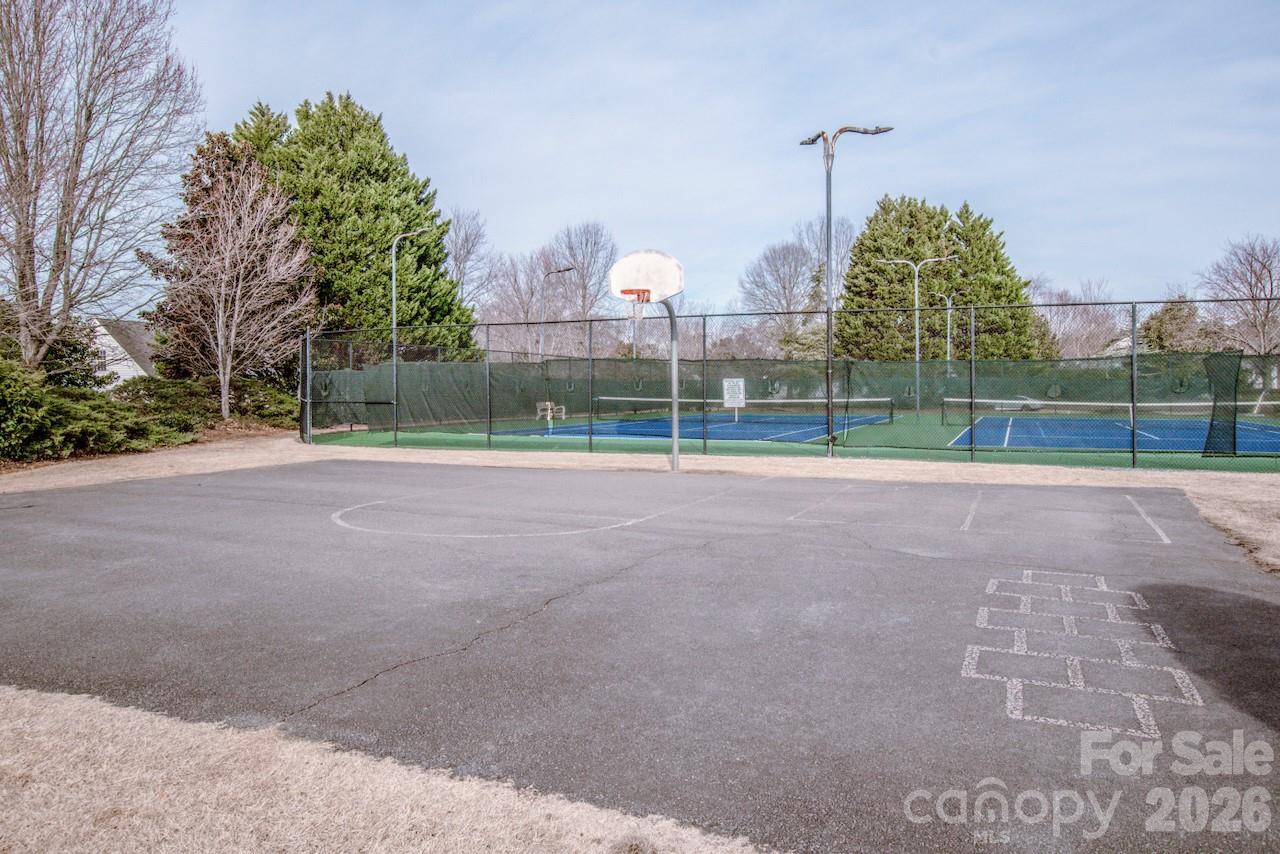 Photo 22 of 3233 Mannington Drive, Charlotte, NC
