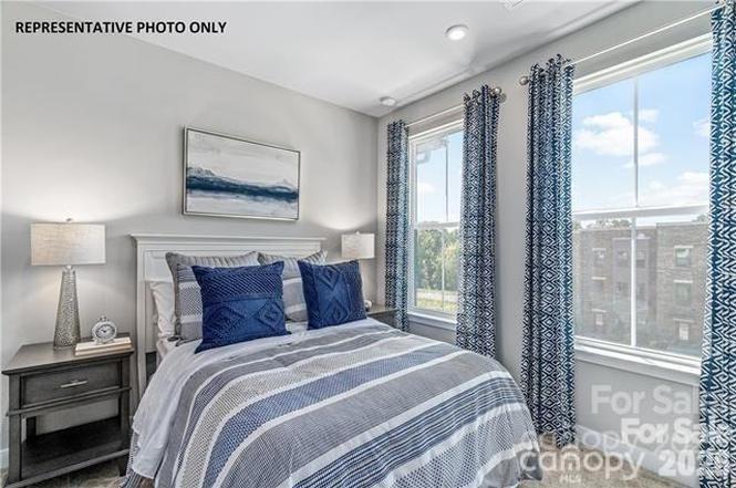Photo 8 of 1016 Bella Grove Lane, Charlotte, NC