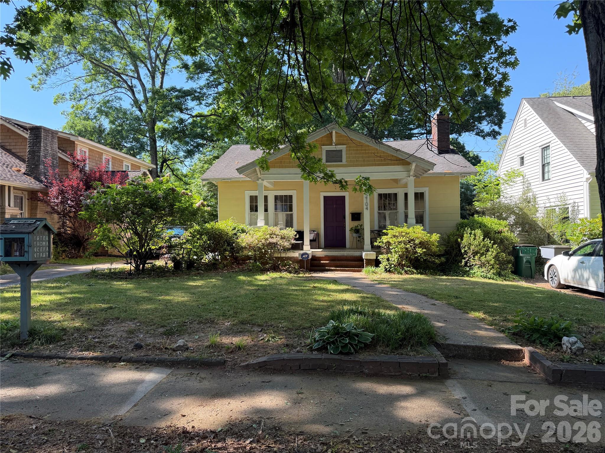 Photo 2 of 2104 Midwood Place, Charlotte, NC