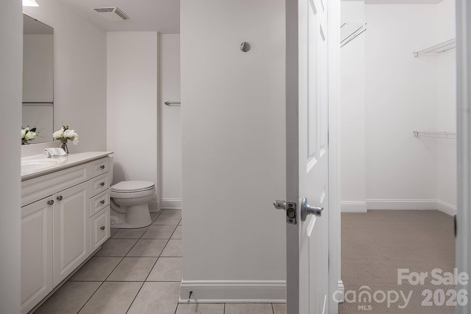 Photo 28 of 300 W 5th Street W204, Charlotte, NC
