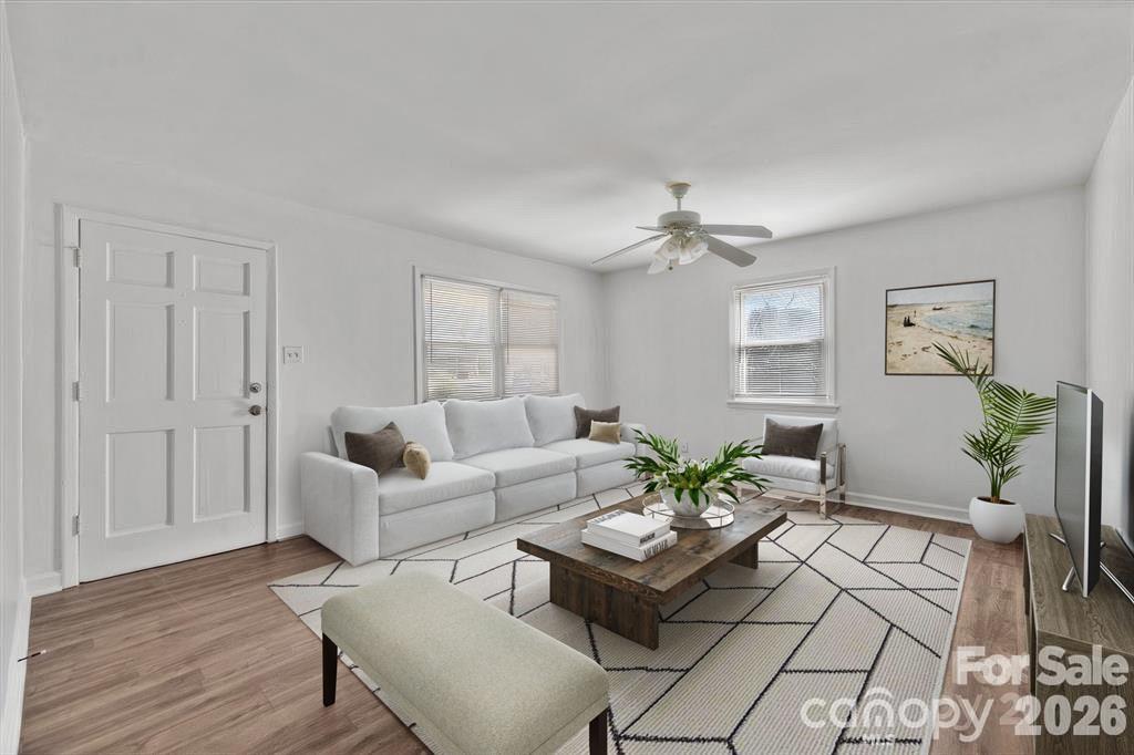 Home for sale at 2309 Longleaf Drive, Charlotte, NC — photo 1 of 26