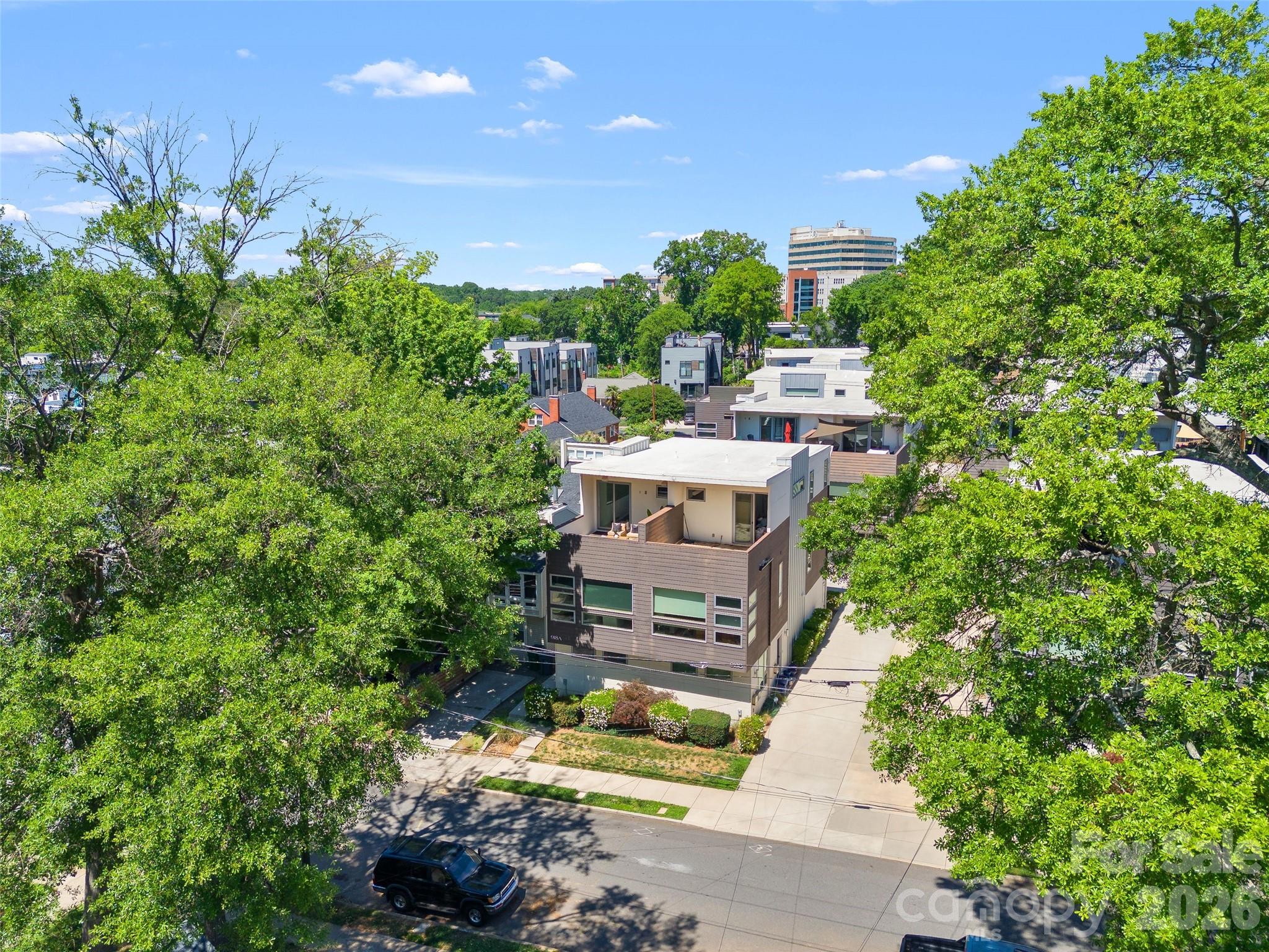 Photo 2 of 918 Greenleaf AvenueA, Charlotte, NC
